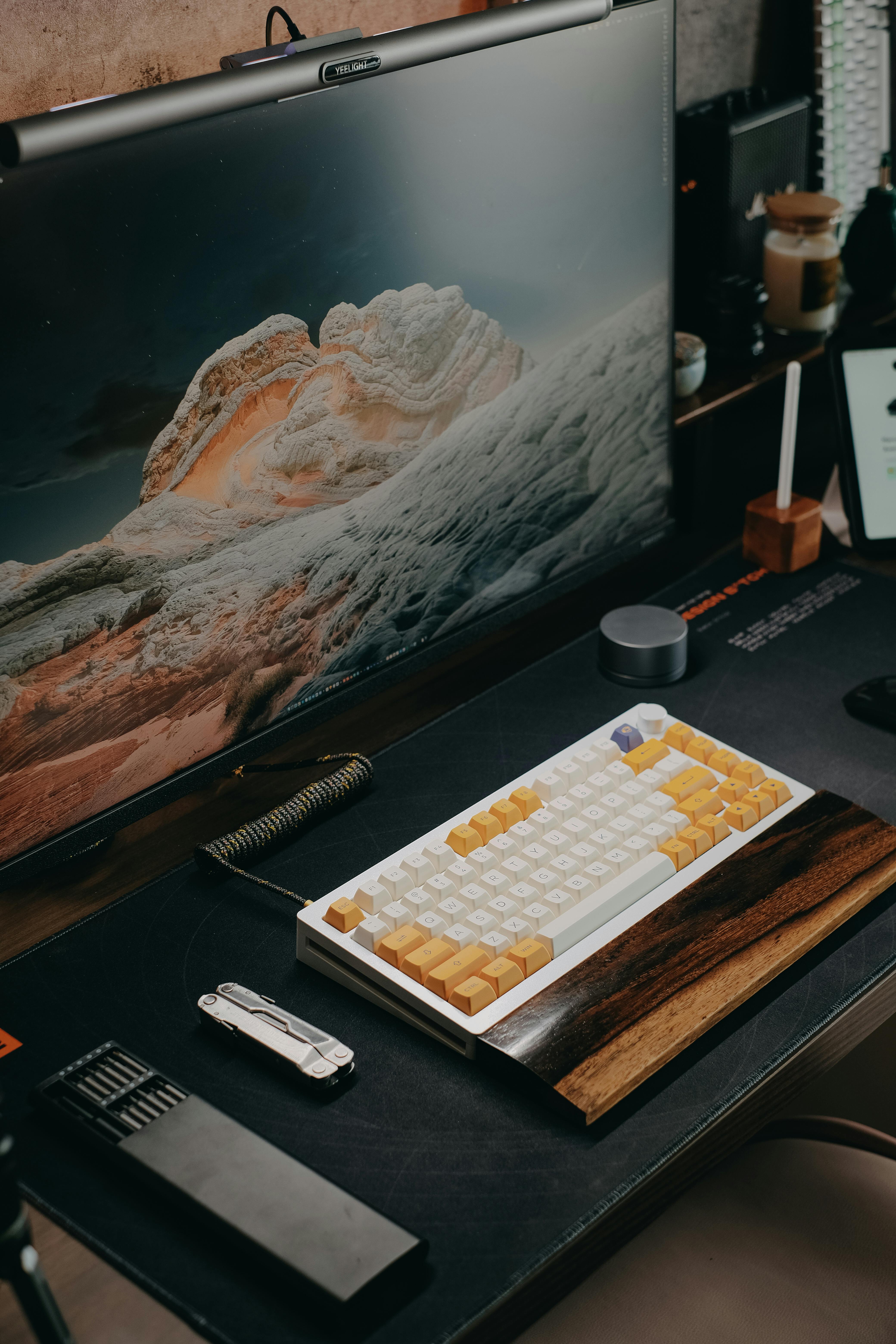 Computer Setup Photos, Download The BEST Free Computer Setup Stock ...