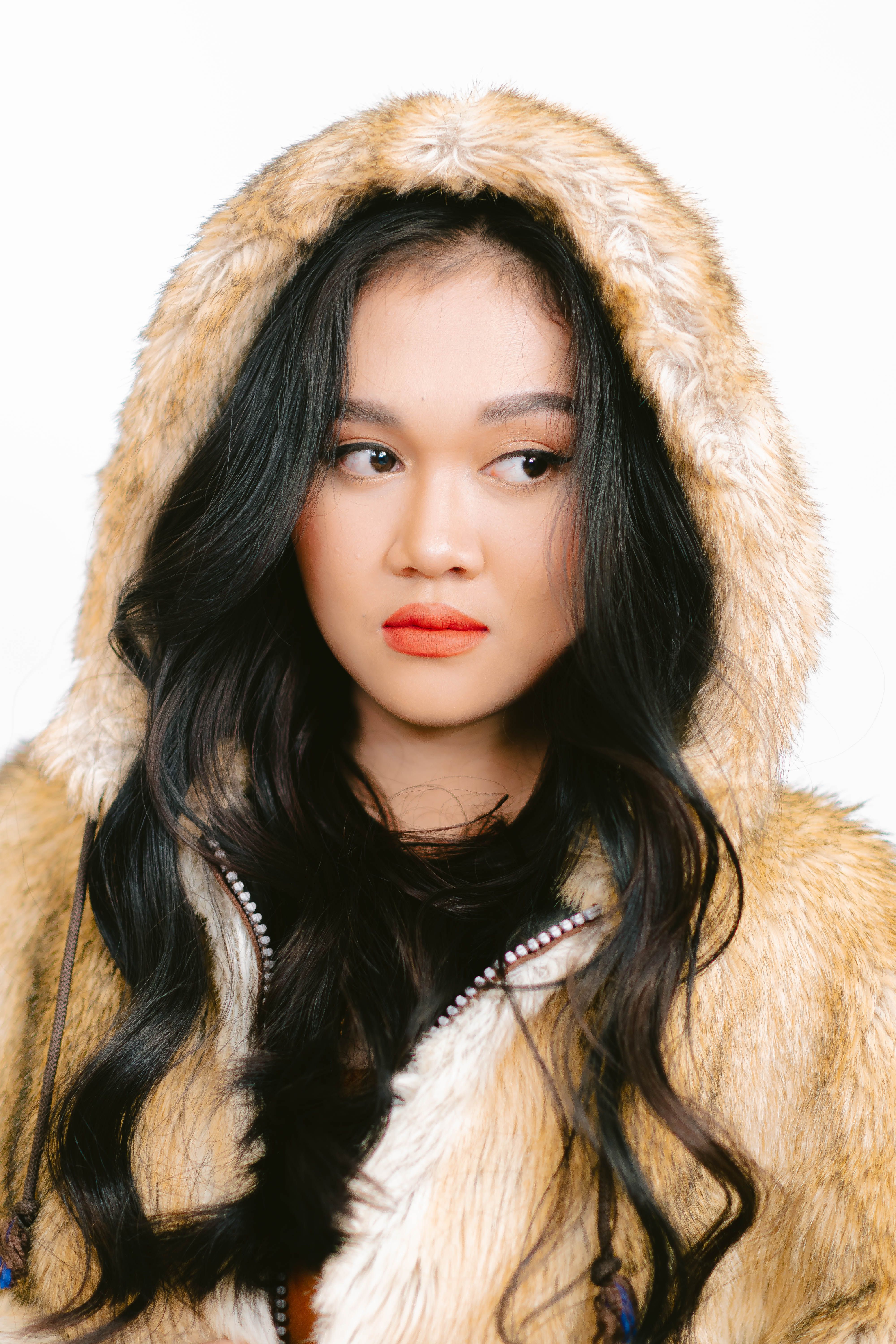 Woman in Coat · Free Stock Photo