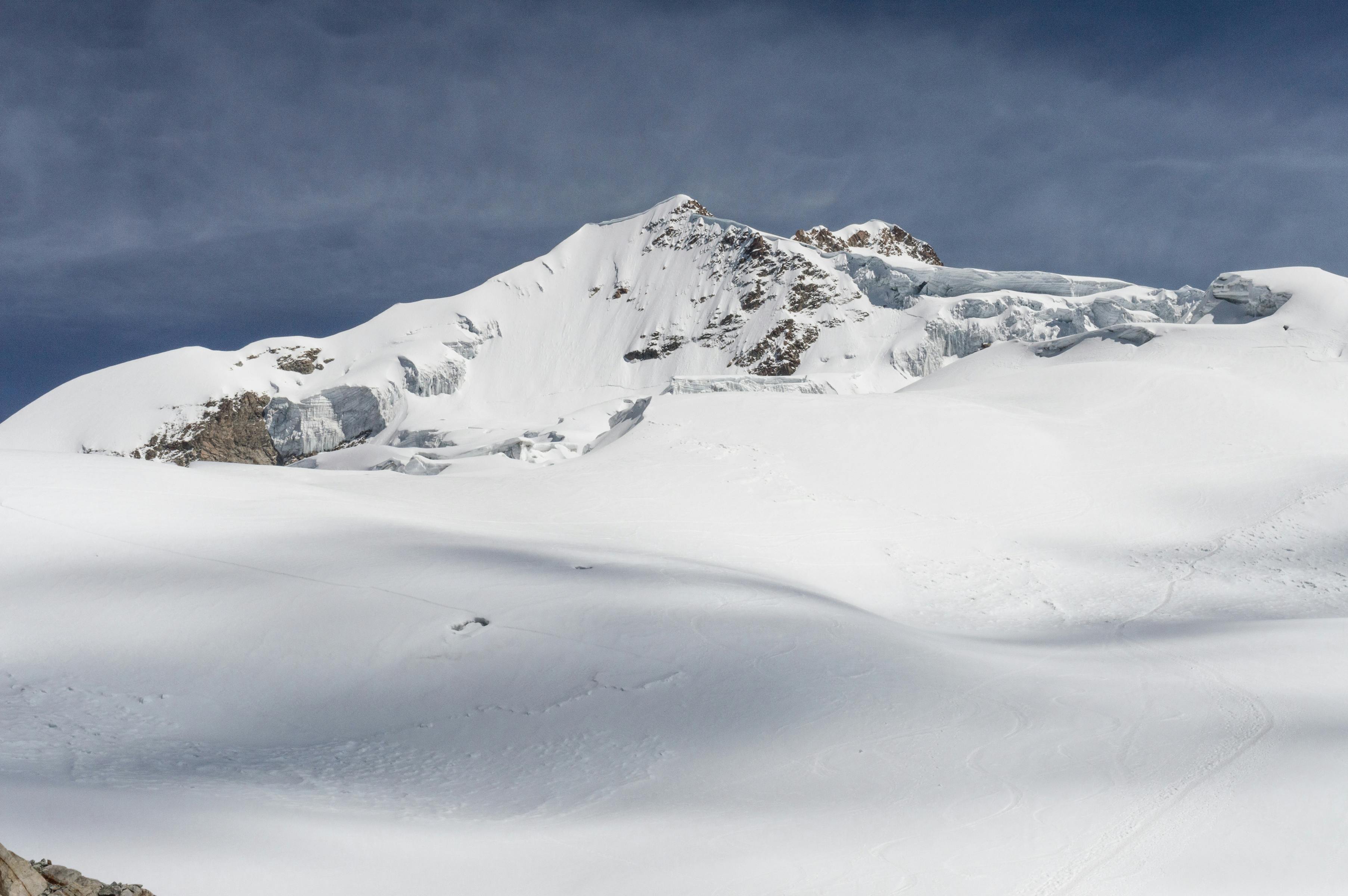 Scenic Mountains Covered in Winter Snow · Free Stock Photo