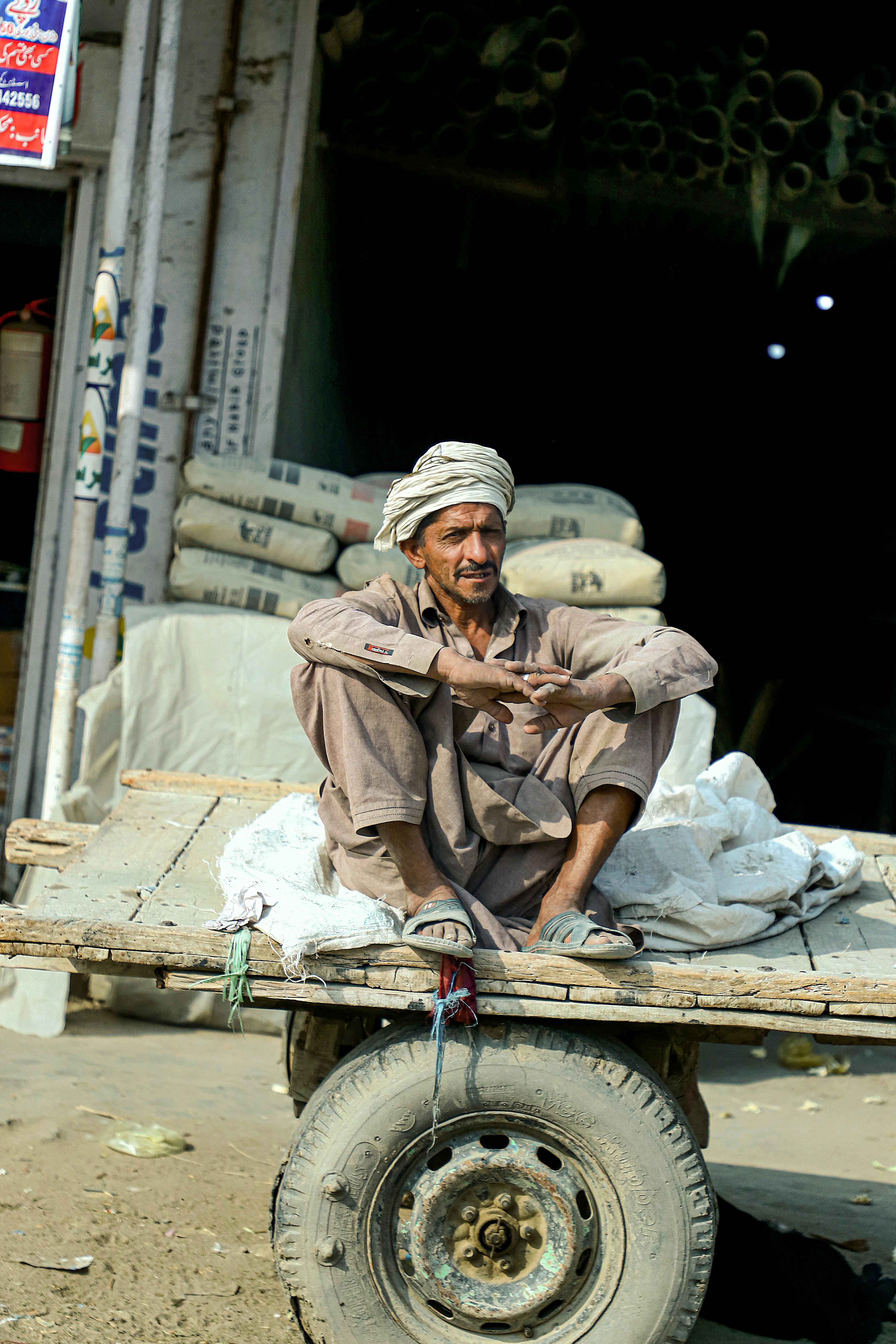 indian men working · Free Stock Photo