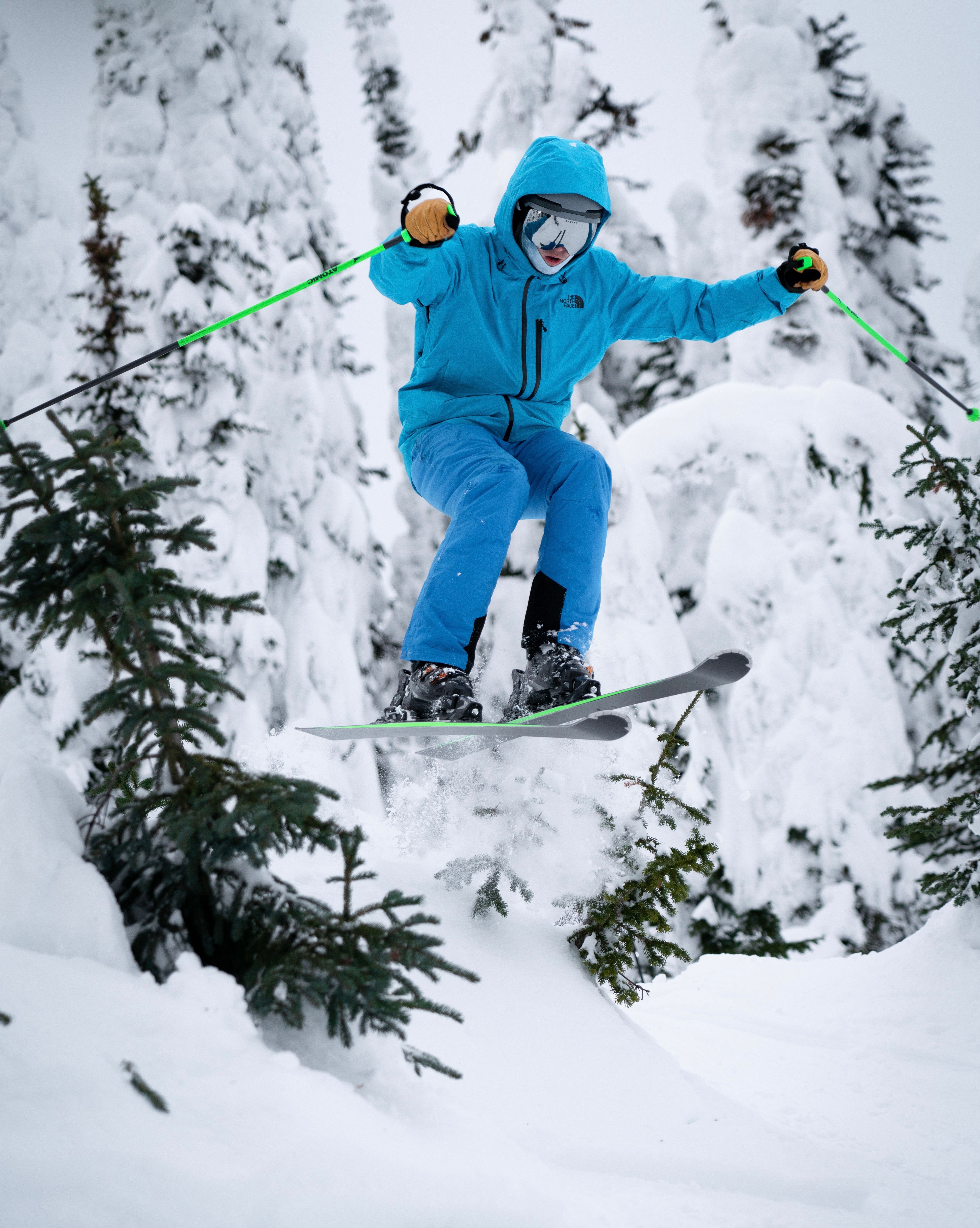 Man Jumping on Skis · Free Stock Photo