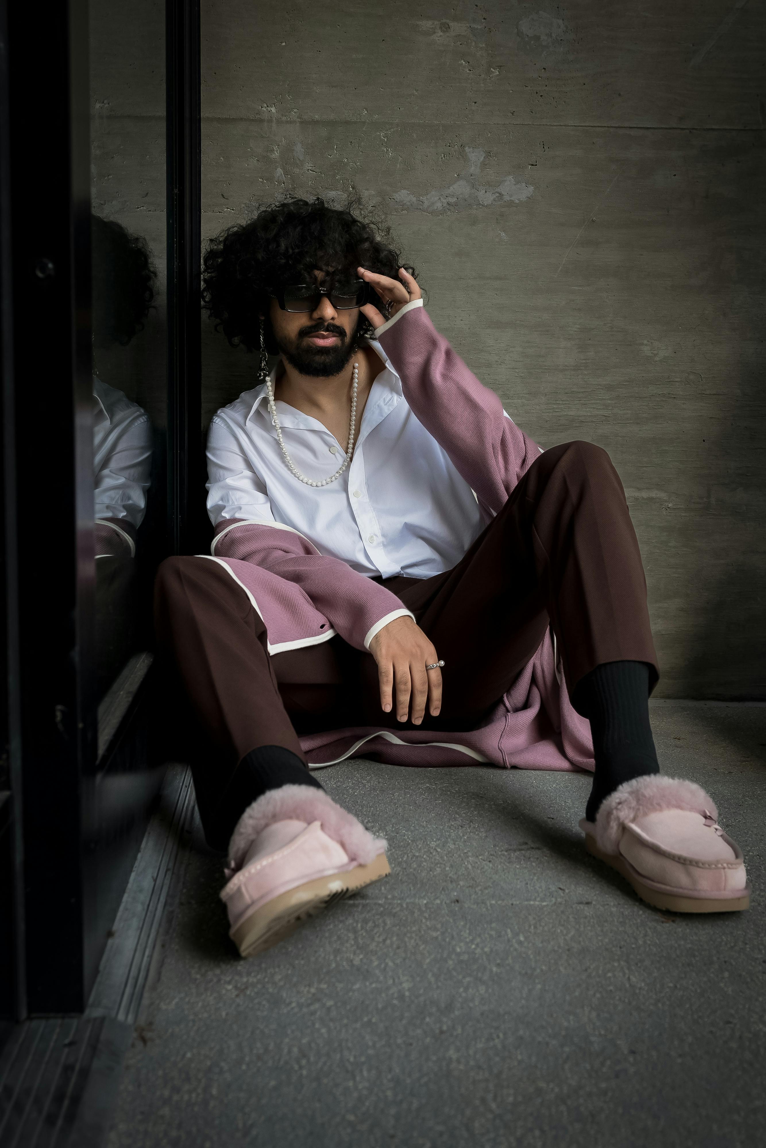 Sad Person Sitting By Self Sillhoute Dark Photos, Download The BEST ...