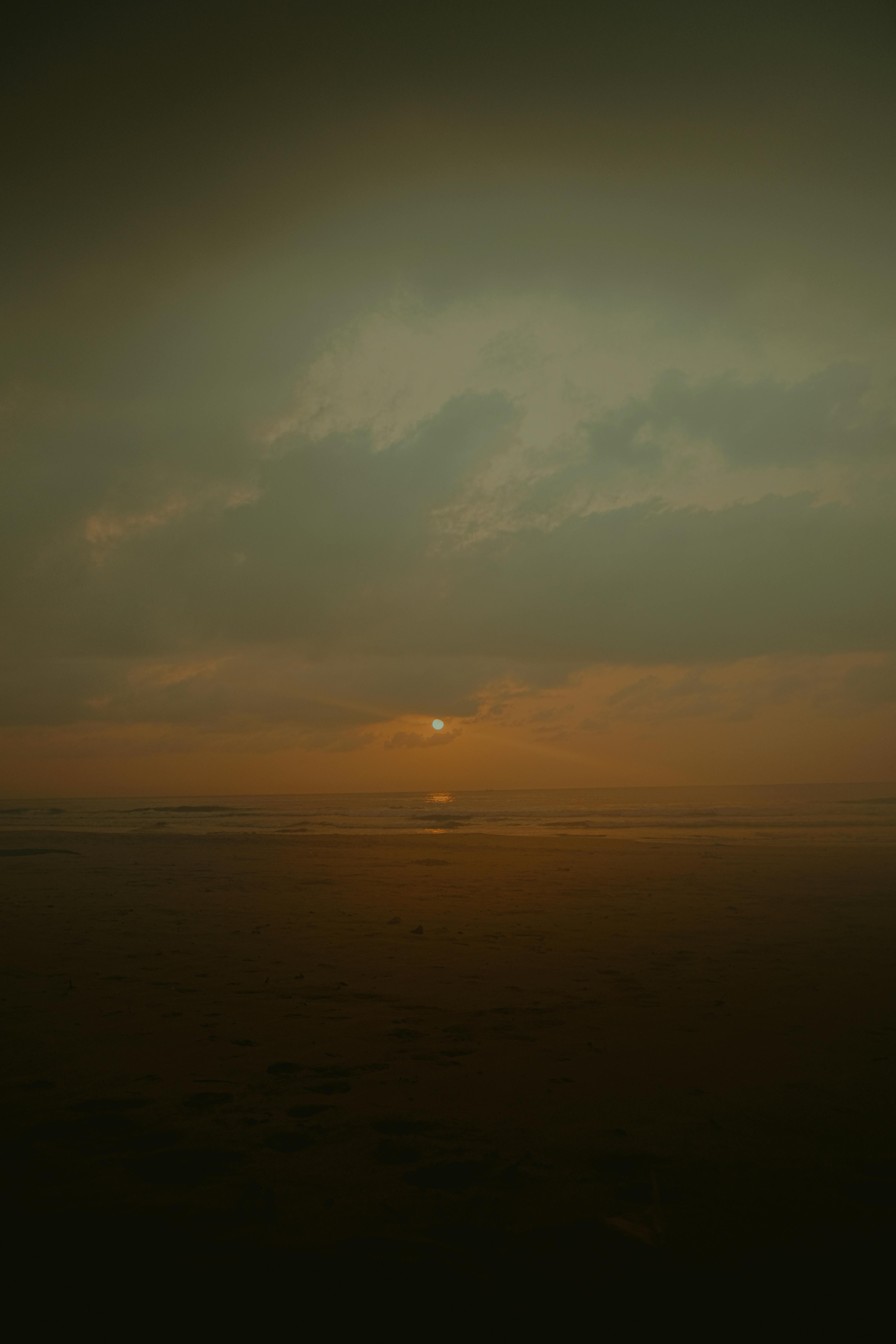 Ocean View During Golden Hour · Free Stock Photo