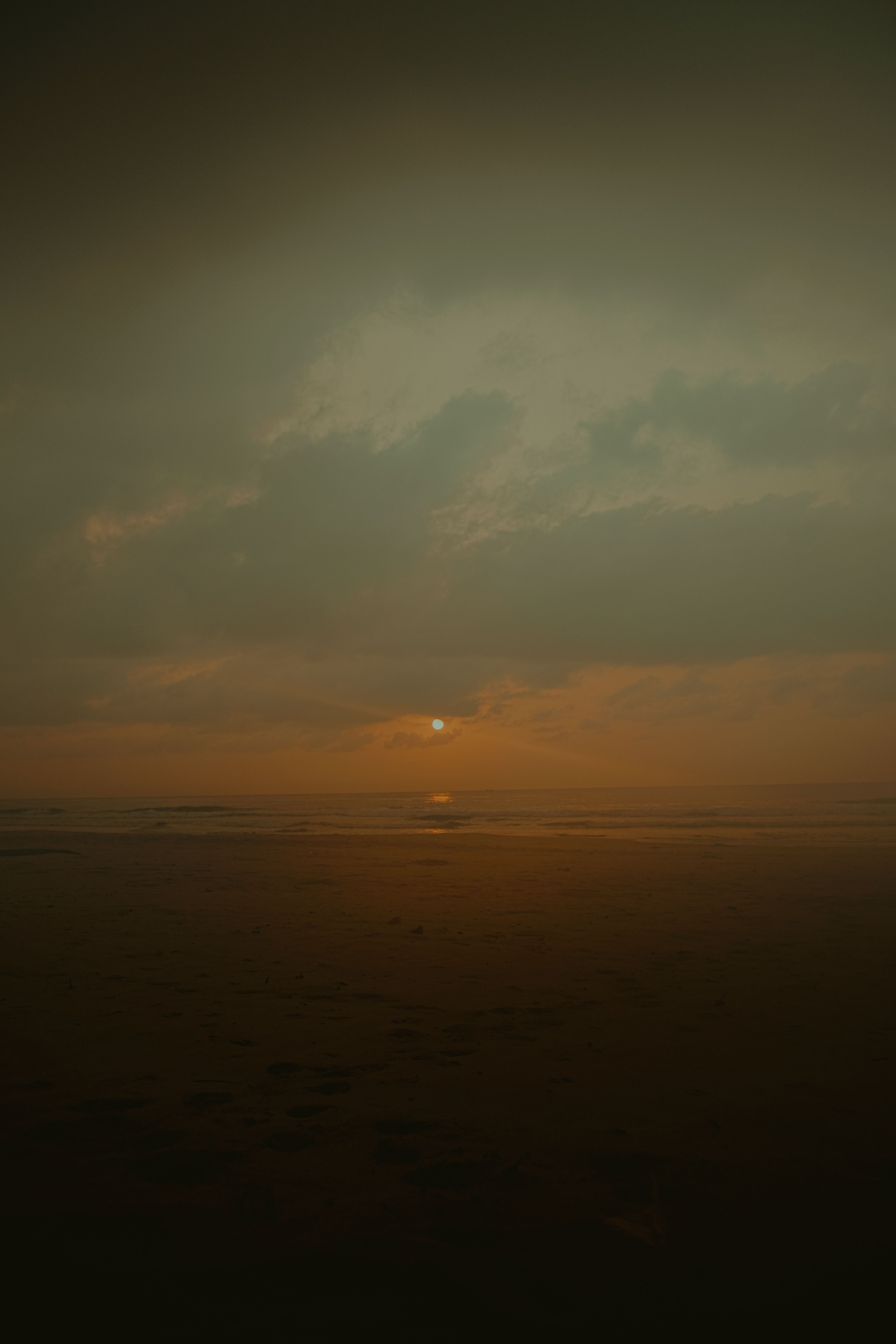 Ocean View During Sunset · Free Stock Photo