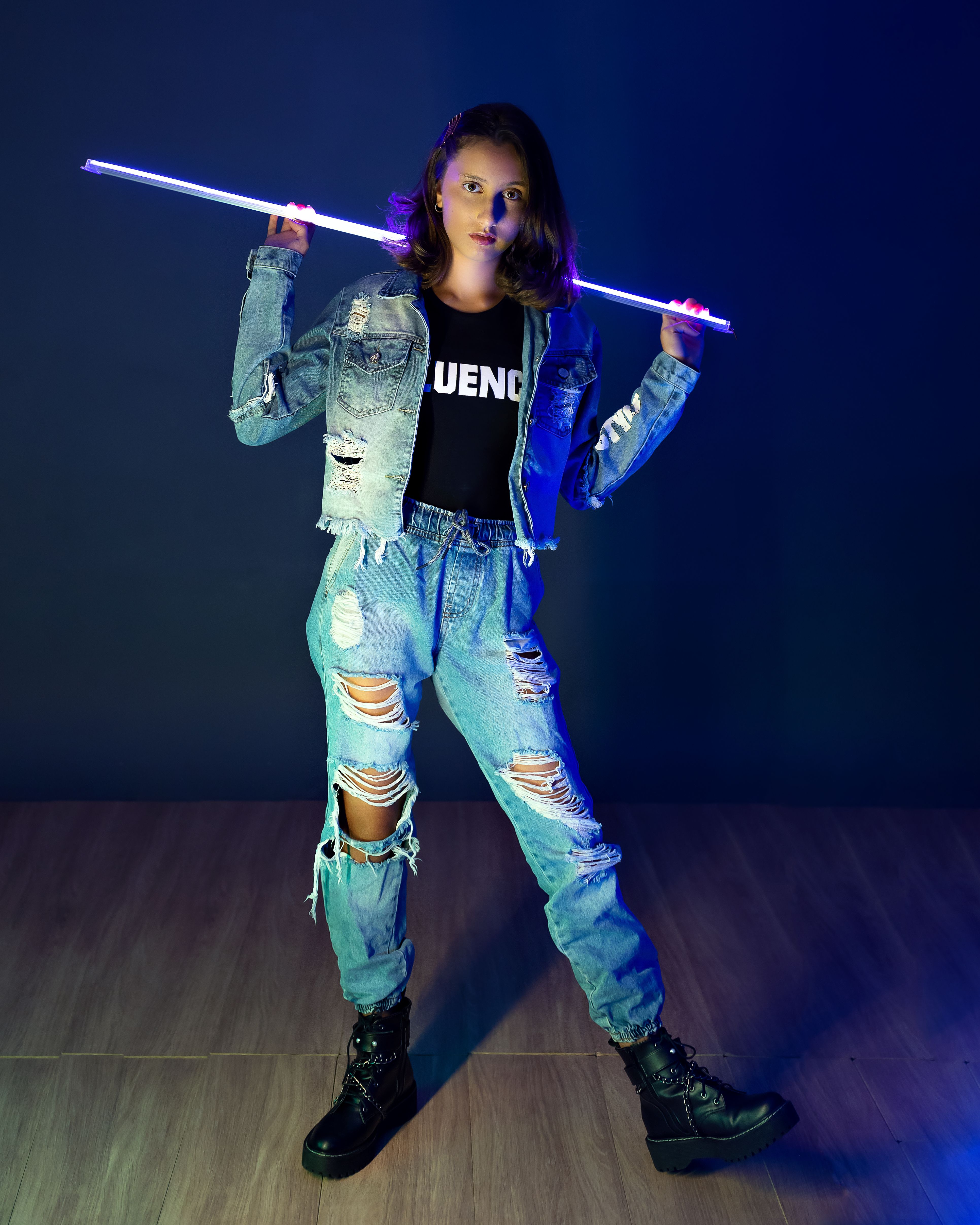 Genz Outfit Model Photos, Download The BEST Free Genz Outfit Model ...
