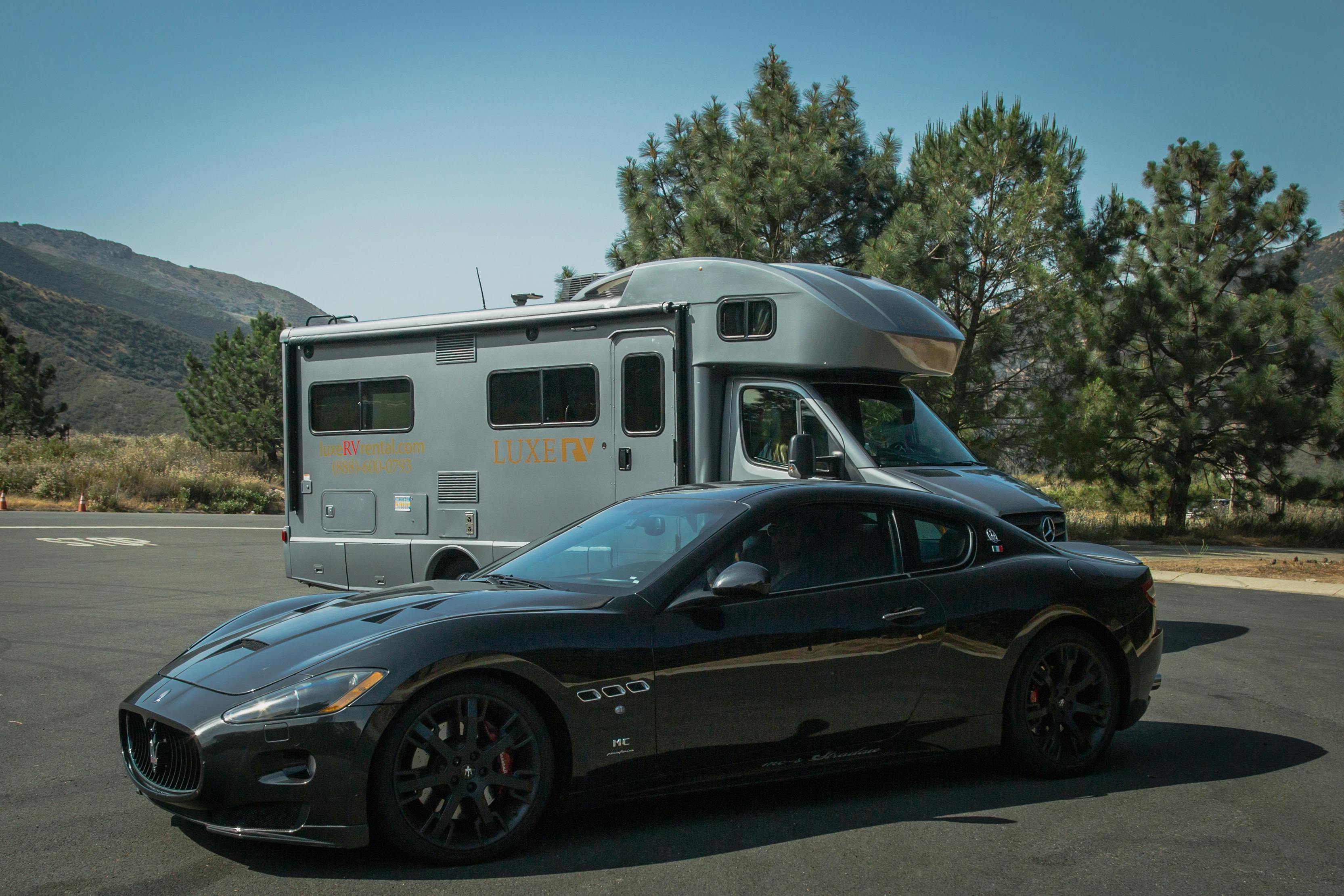 Big Rv Photos, Download The BEST Free Big Rv Stock Photos & HD Images