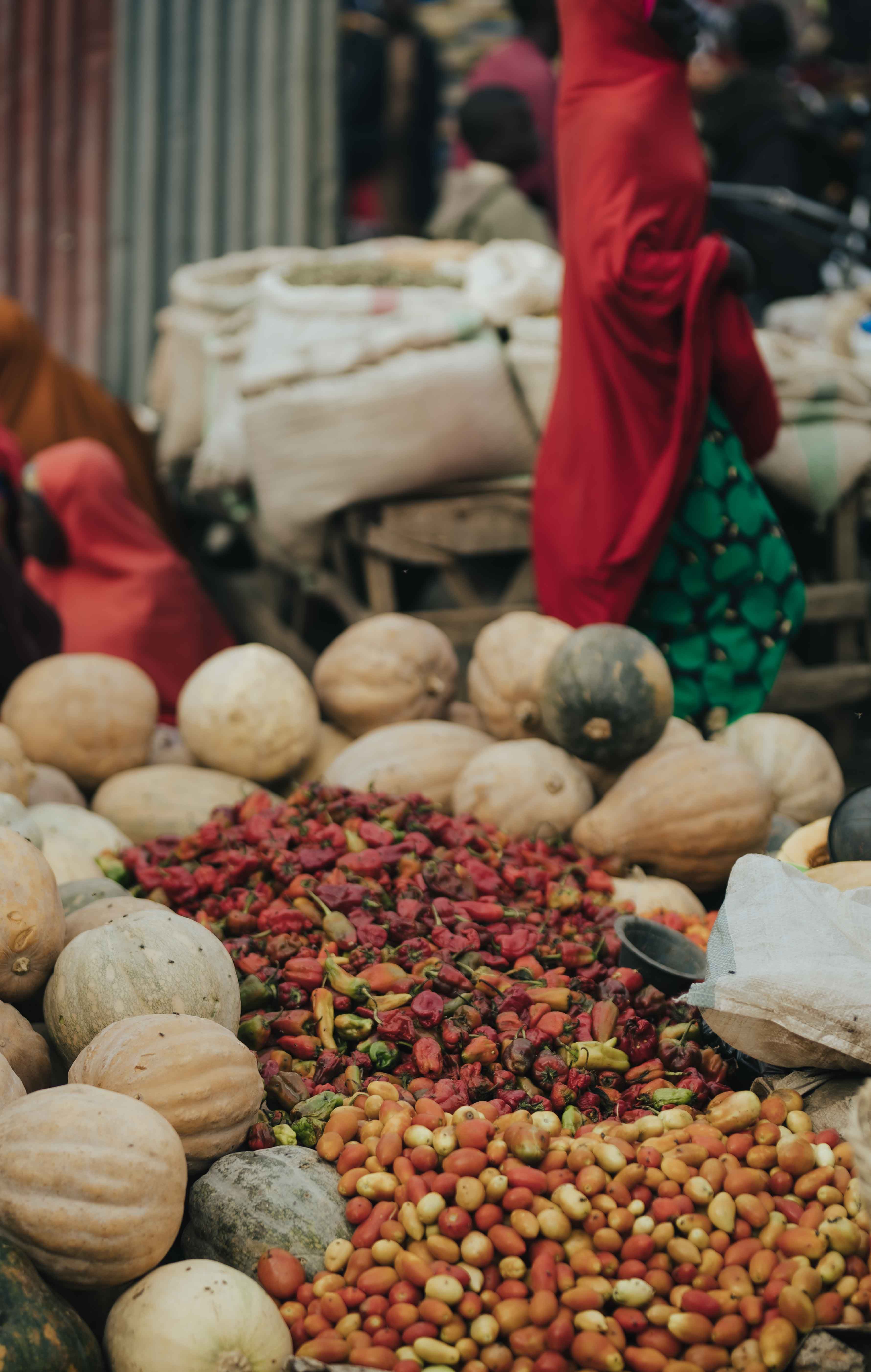 Men Working on Street Market with Fruit · Free Stock Photo