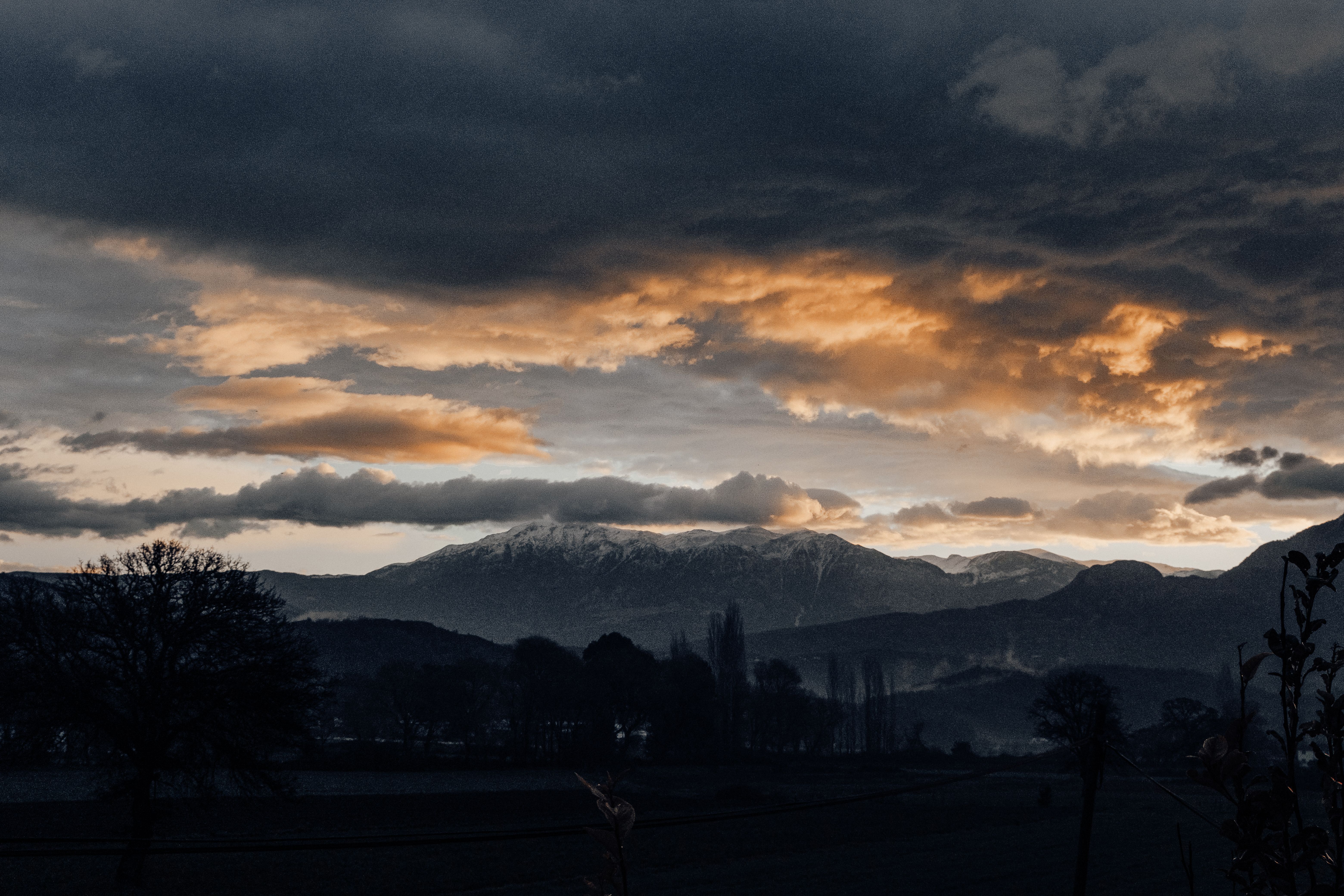 Dramatic Sky over Mountains · Free Stock Photo