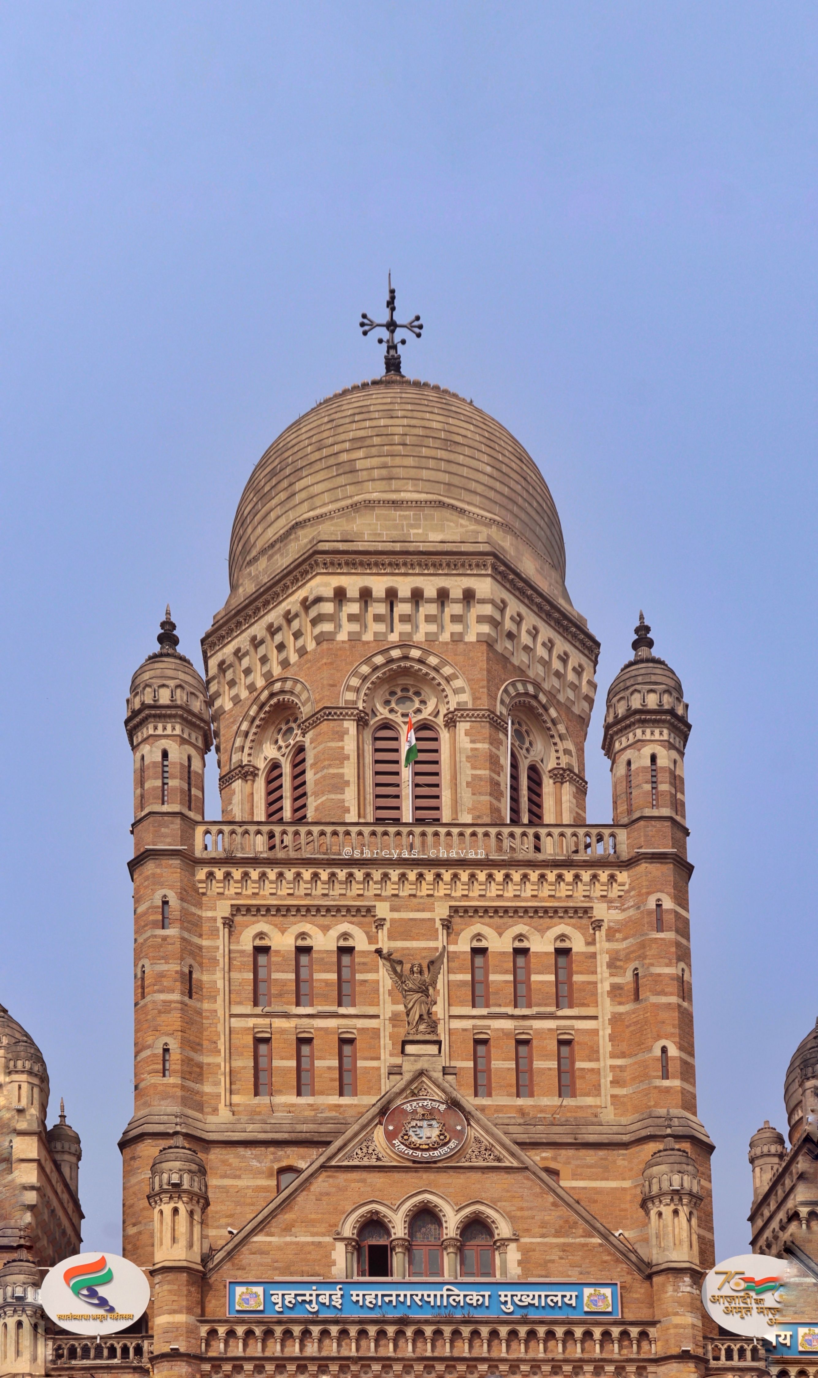 Traditional Tower in Mumbai · Free Stock Photo