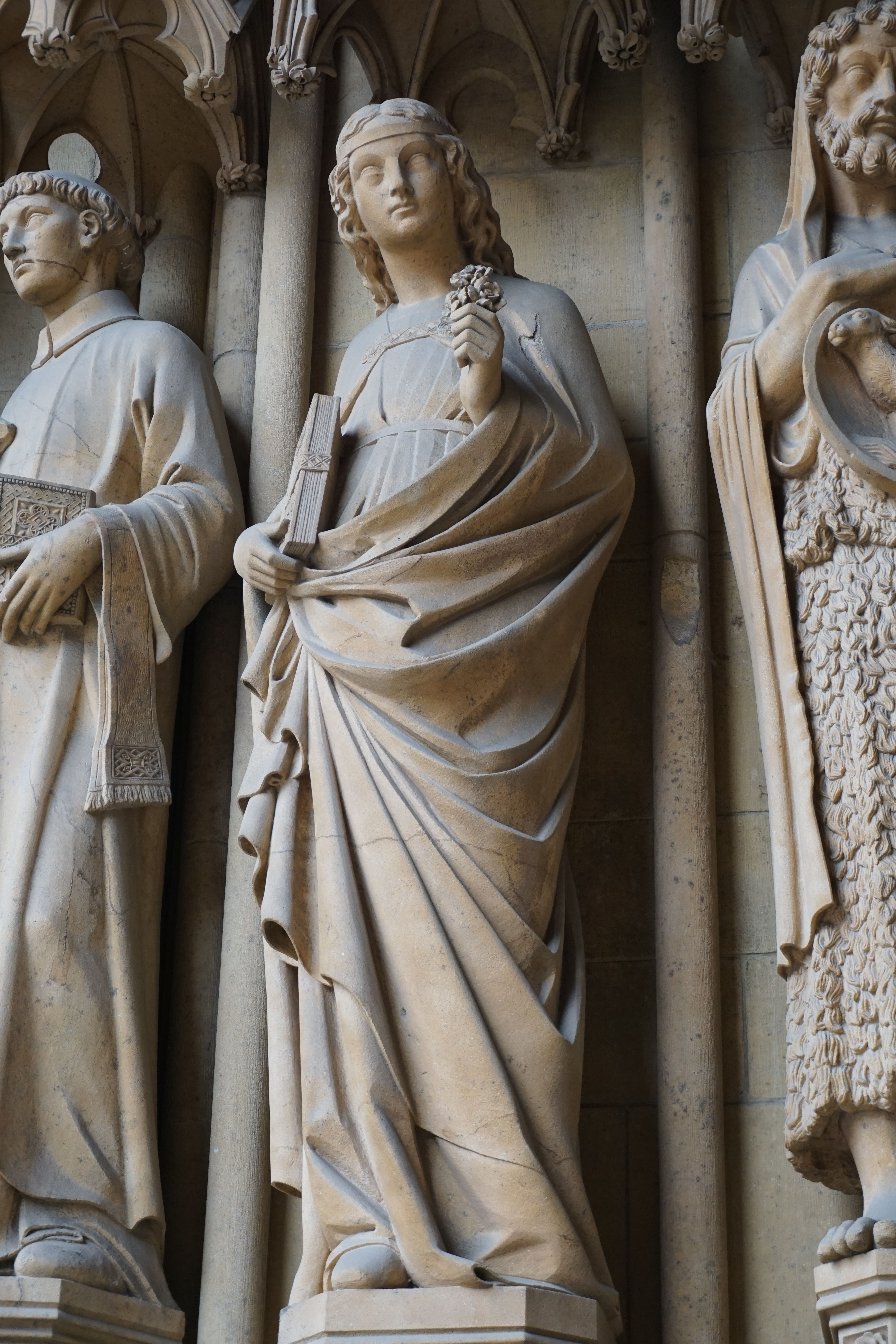 Close-up of Sculptures on a Building Exterior · Free Stock Photo