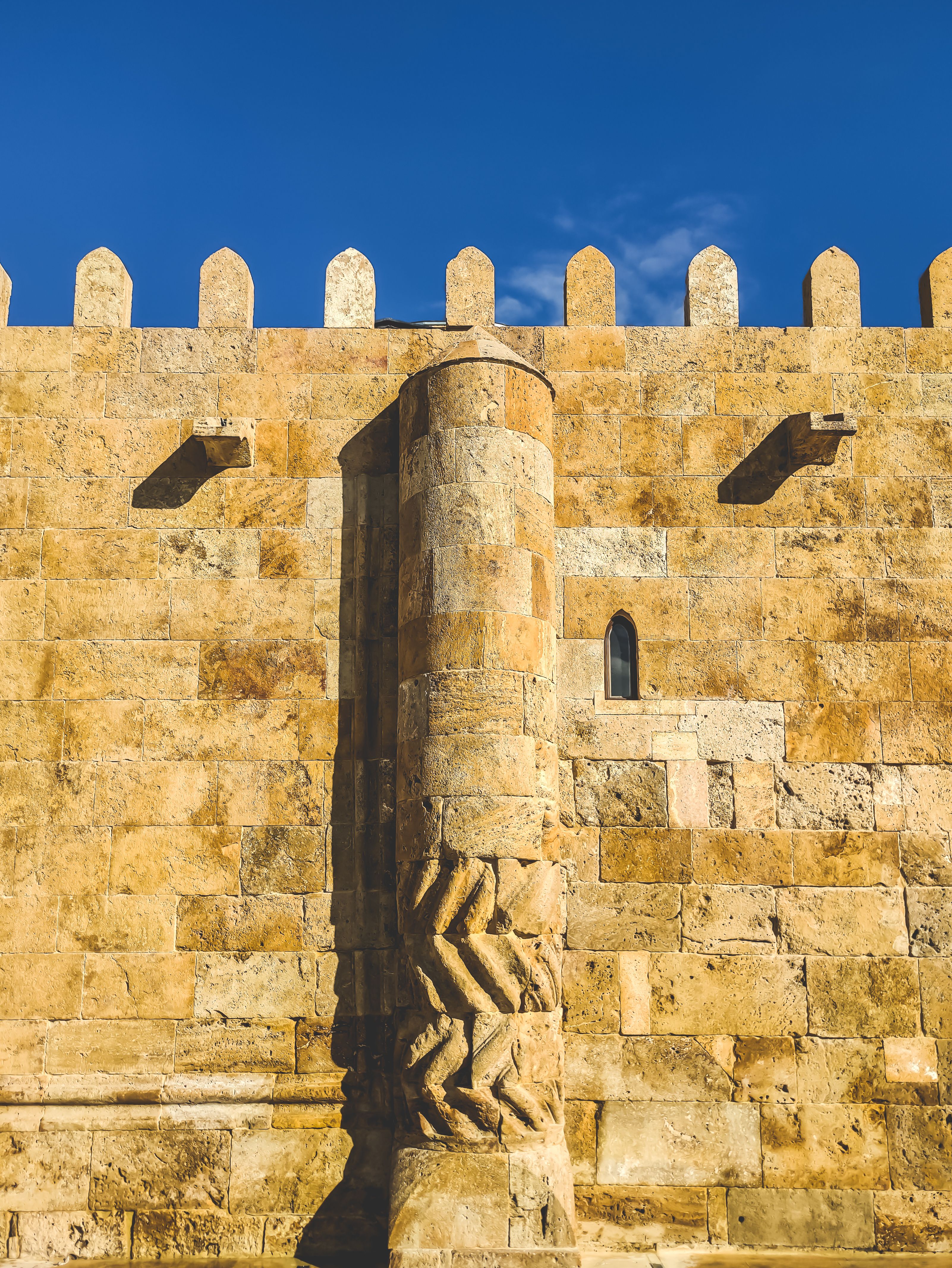 Exterior Wall of the Cacabey Medresesi, Kirsehir, Turkey · Free Stock Photo