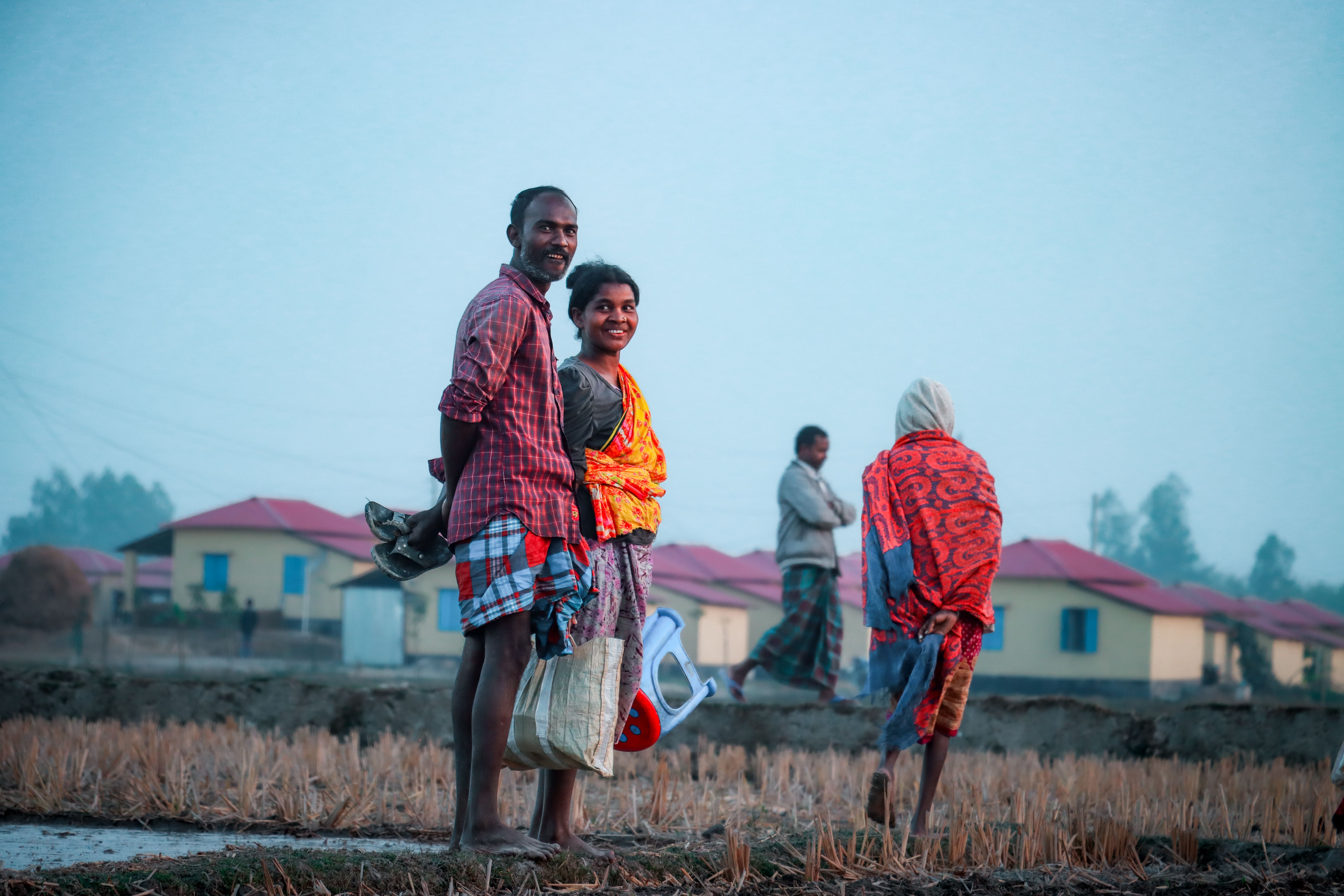 Bangladeshi Farmers Smiling Photos, Download The BEST Free Bangladeshi ...