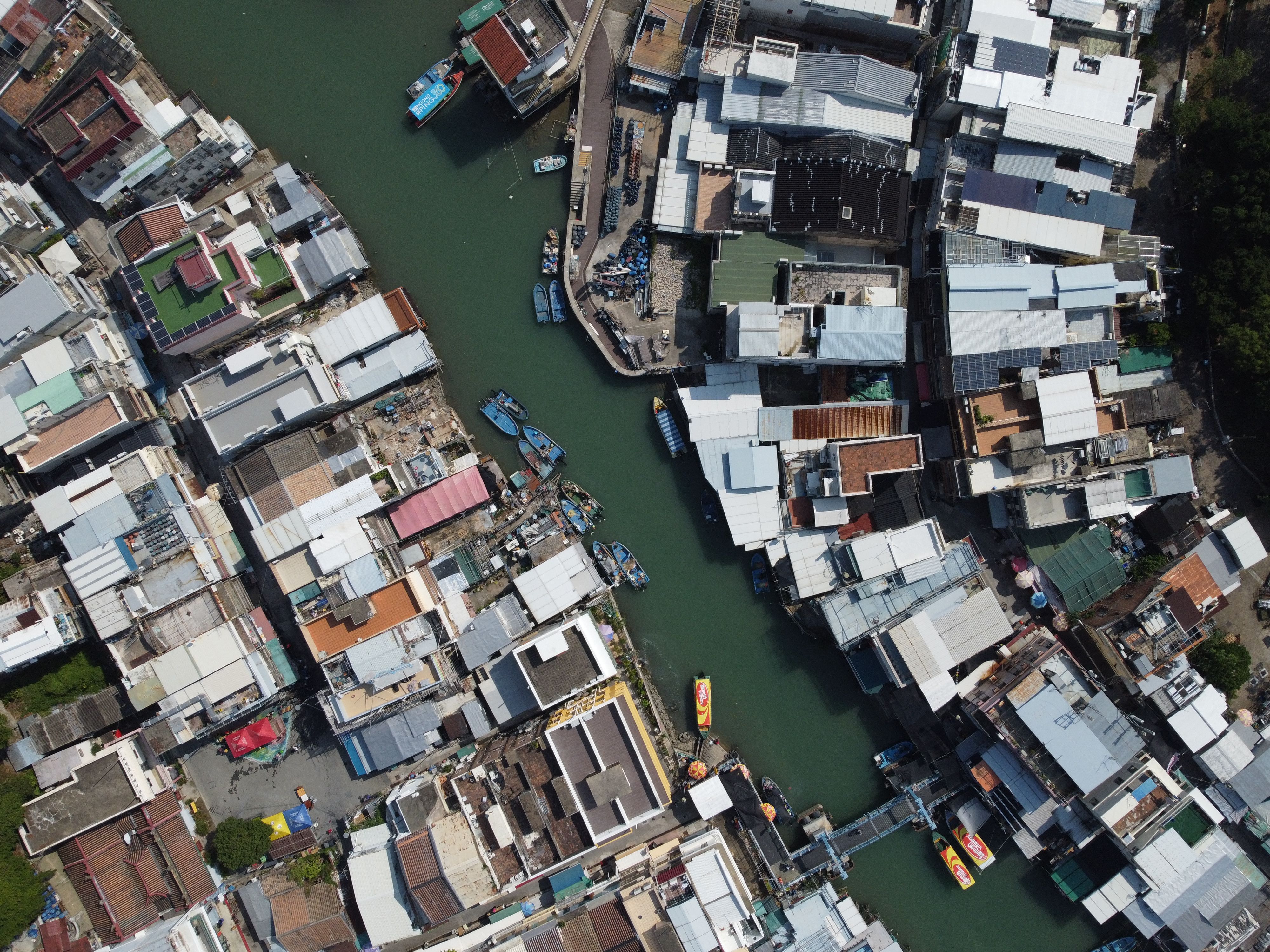 Roofs Photos, Download The BEST Free Roofs Stock Photos & HD Images