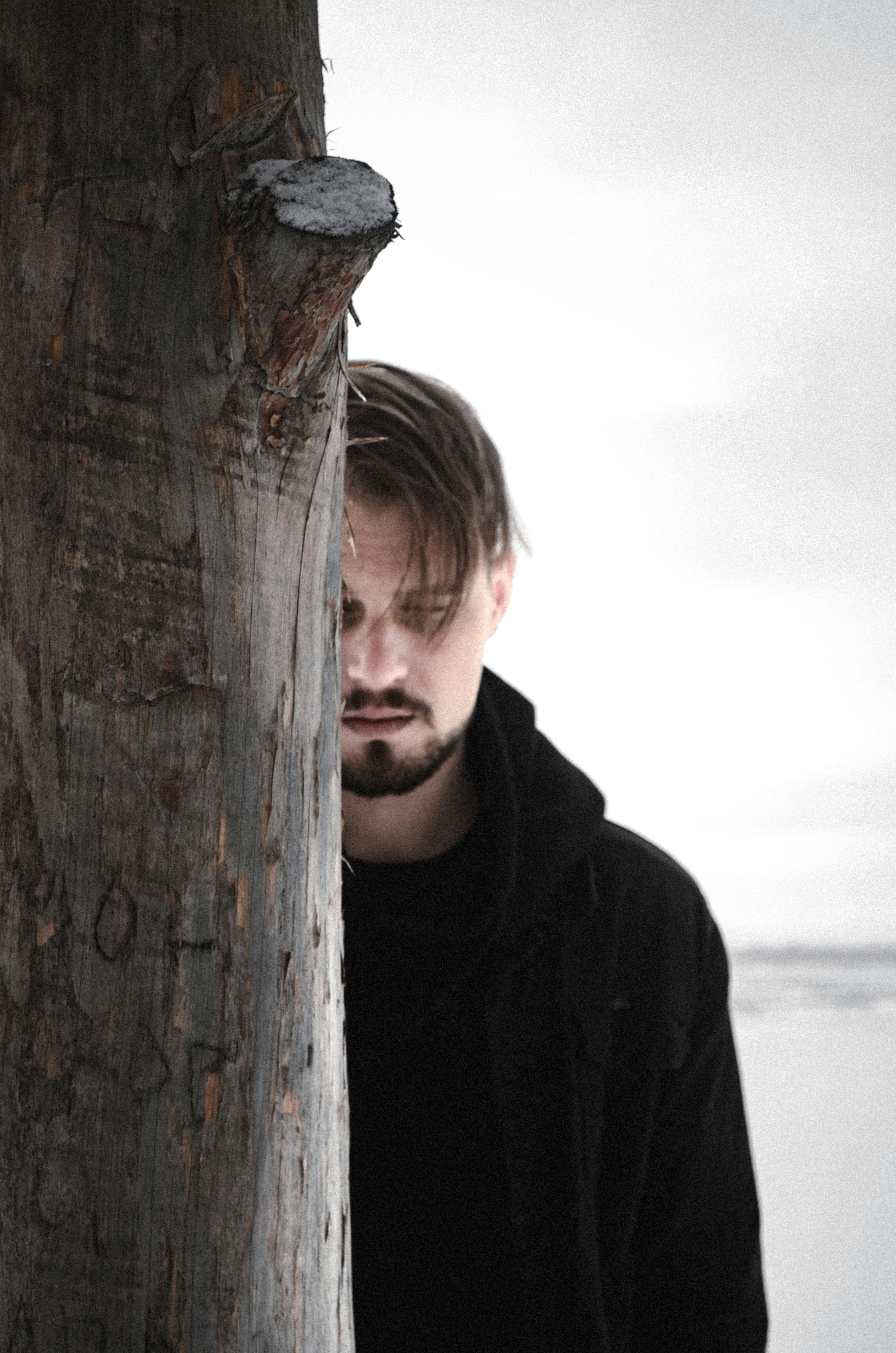 Man Portrait near Tree · Free Stock Photo