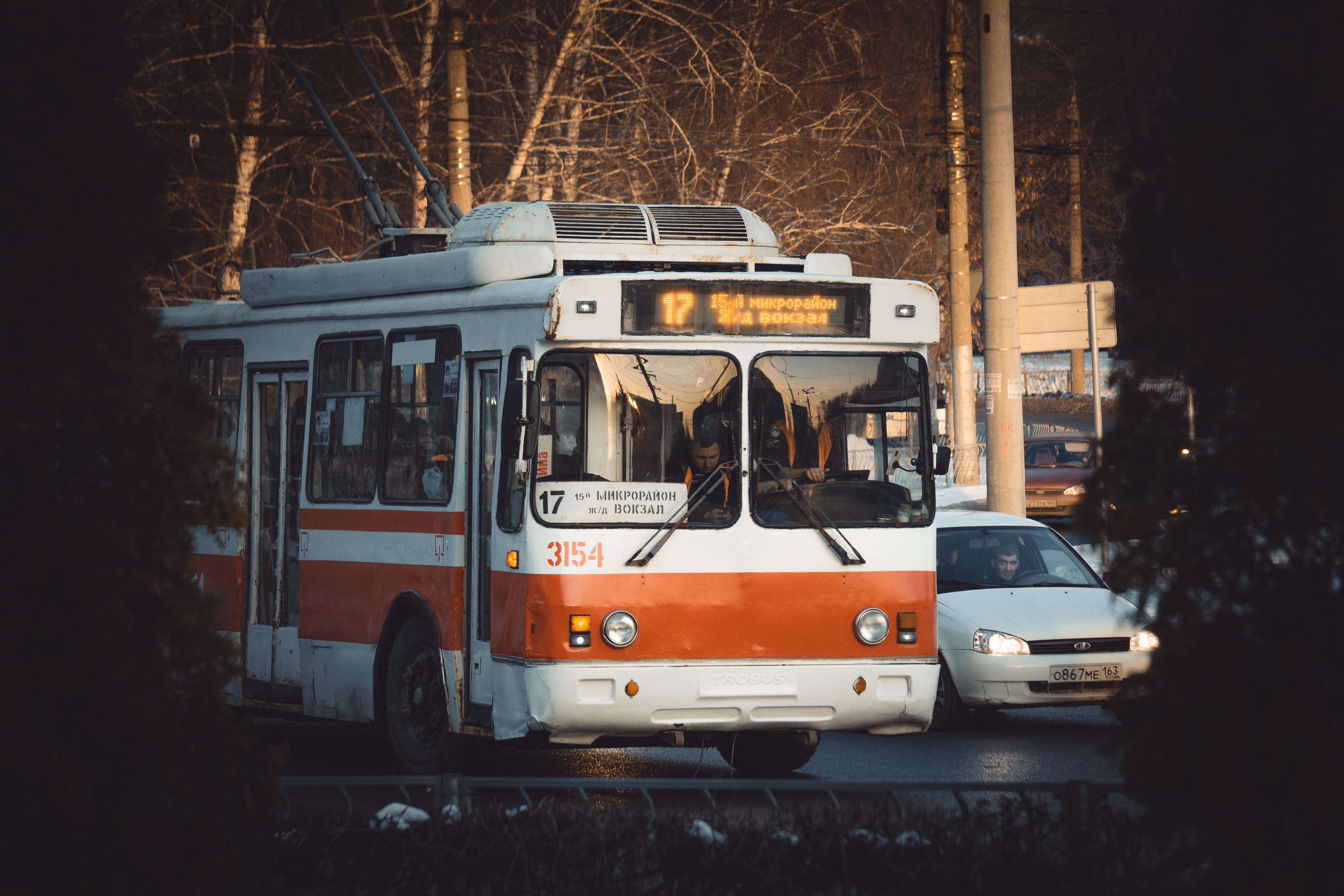 Trolley Bus on Street · Free Stock Photo