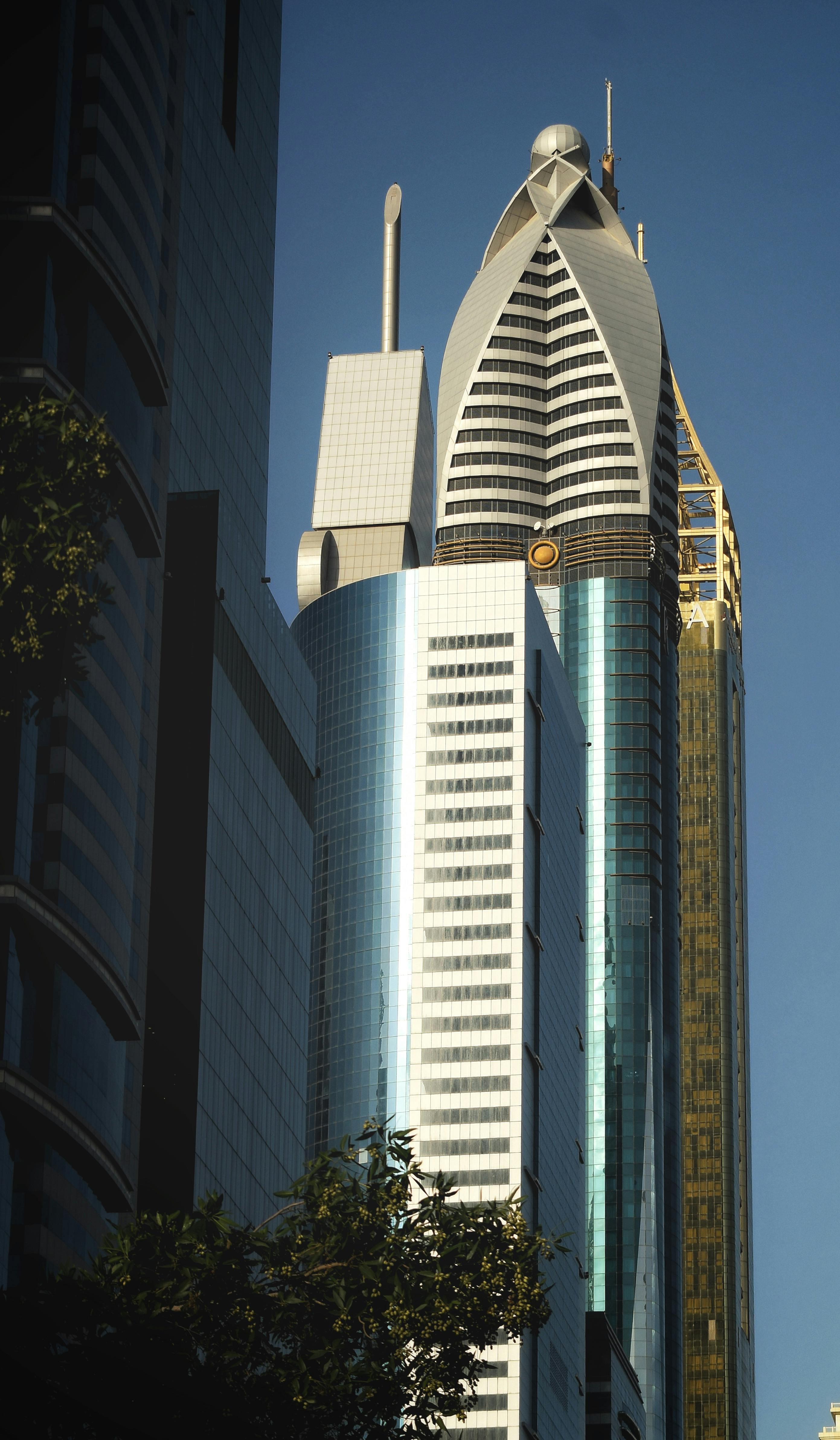 Rose Tower in Dubai · Free Stock Photo