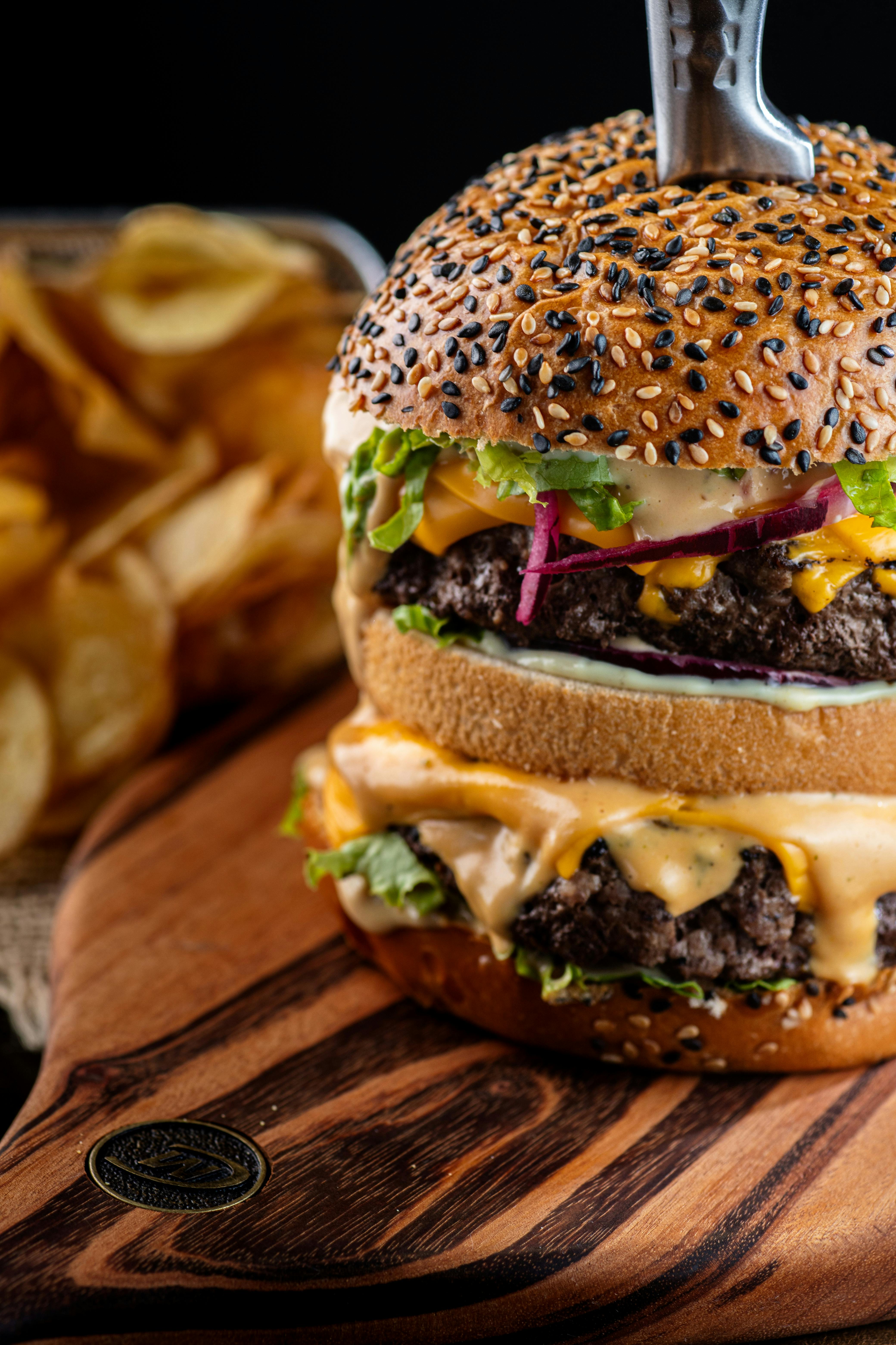 Close up of Cheeseburger · Free Stock Photo