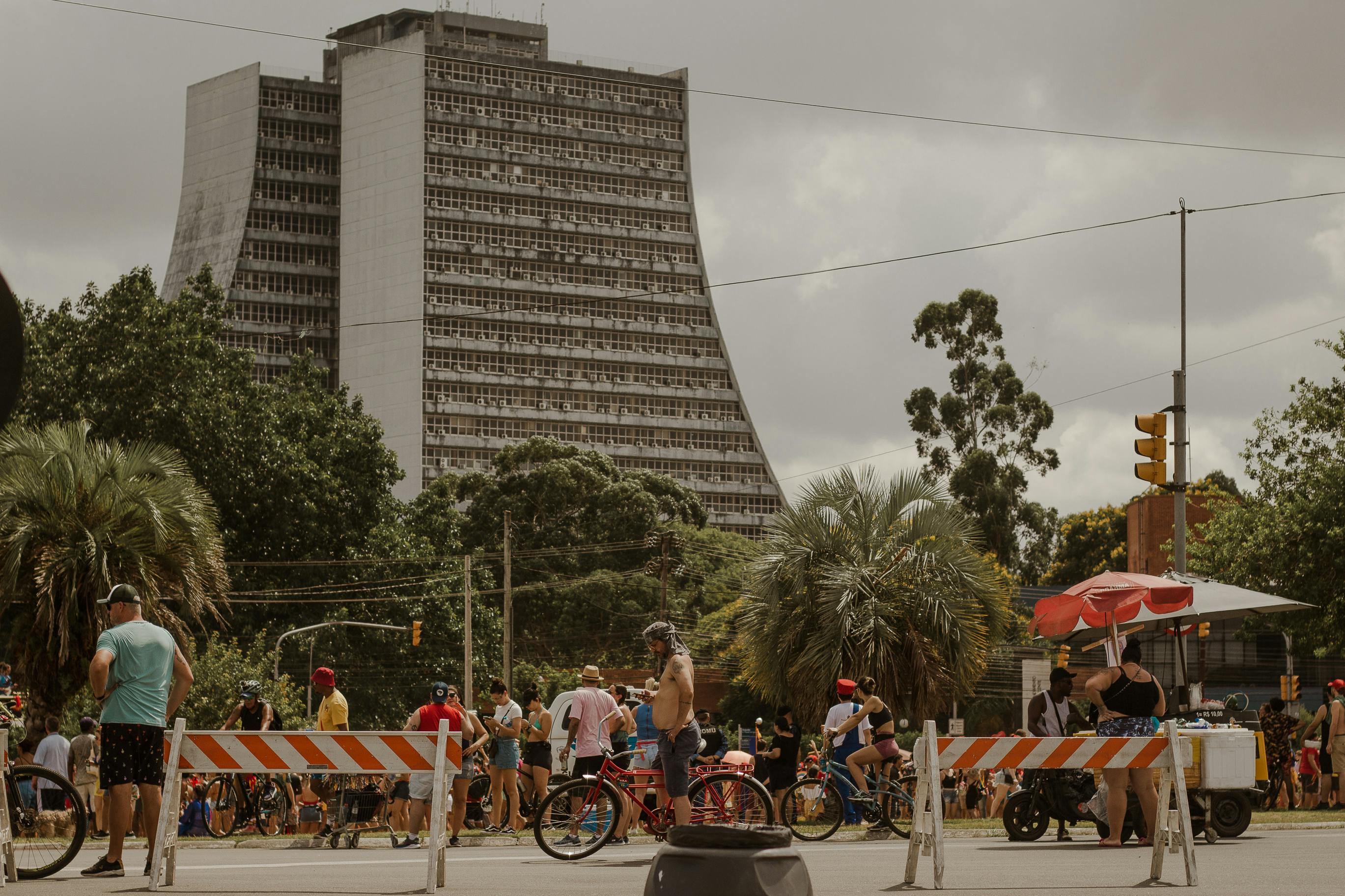 Scaffolding over Monument in Town · Free Stock Photo