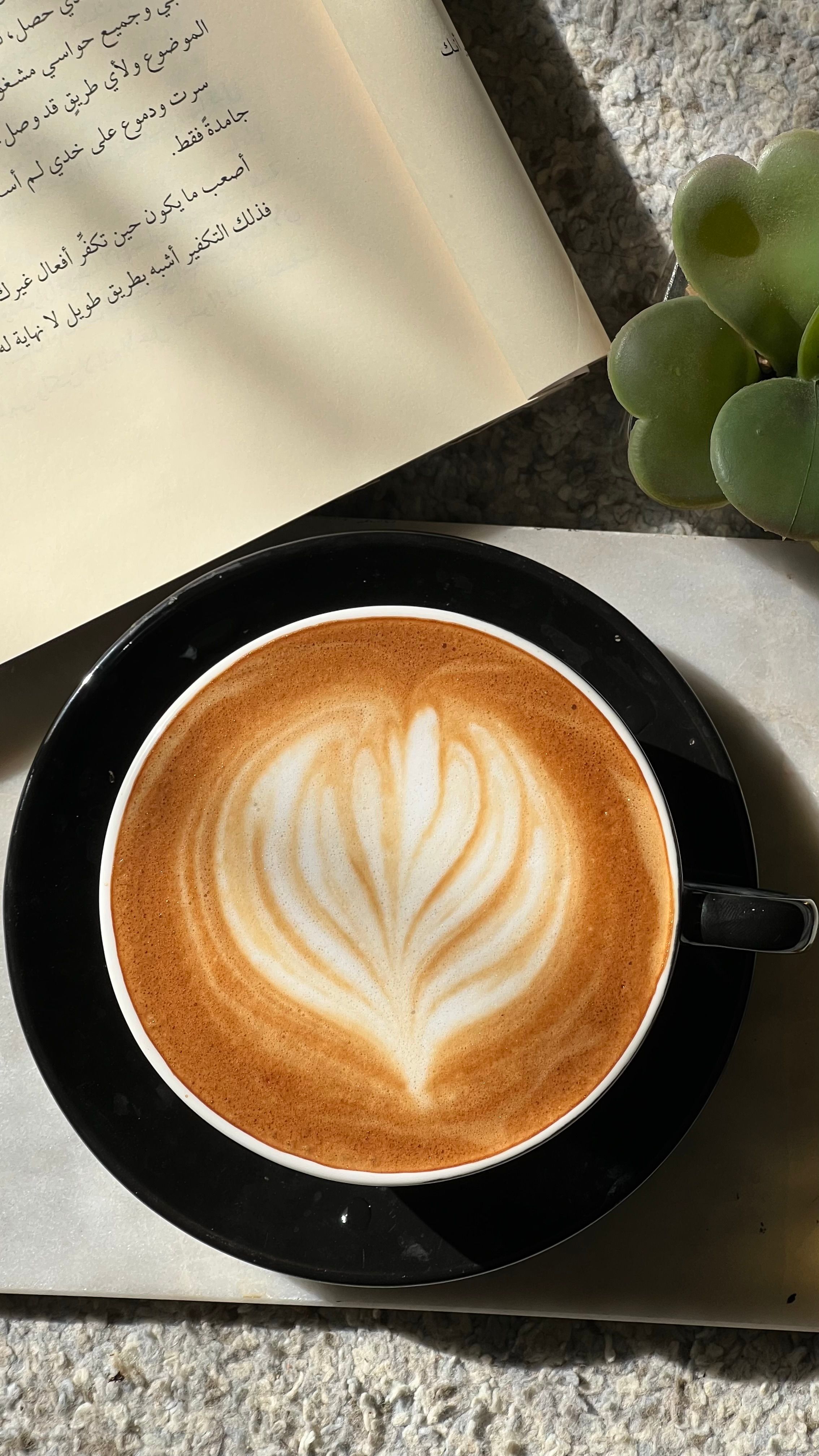 Close-Up of a Cup of Latte · Free Stock Photo