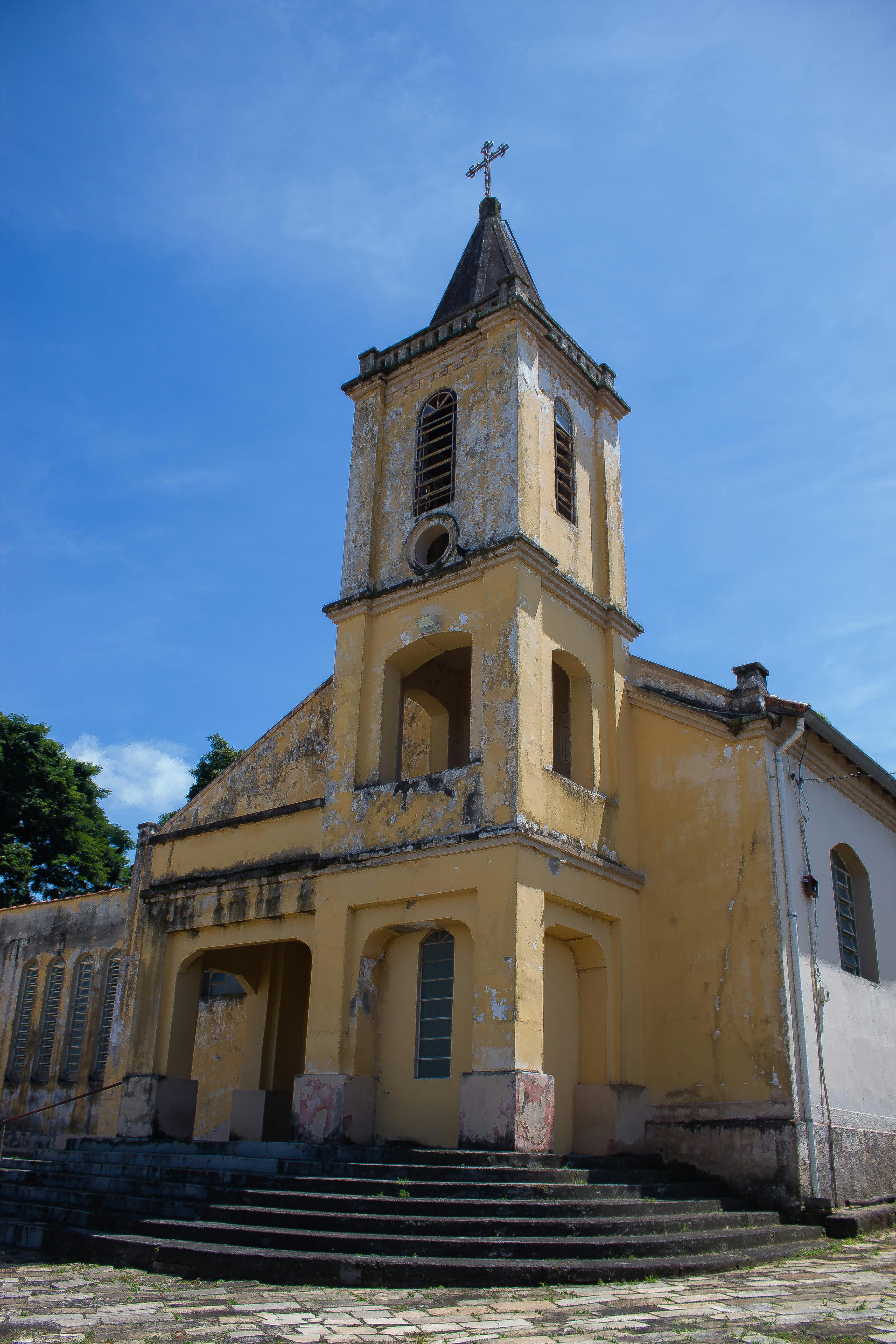 Low-angle Photo Church · Free Stock Photo