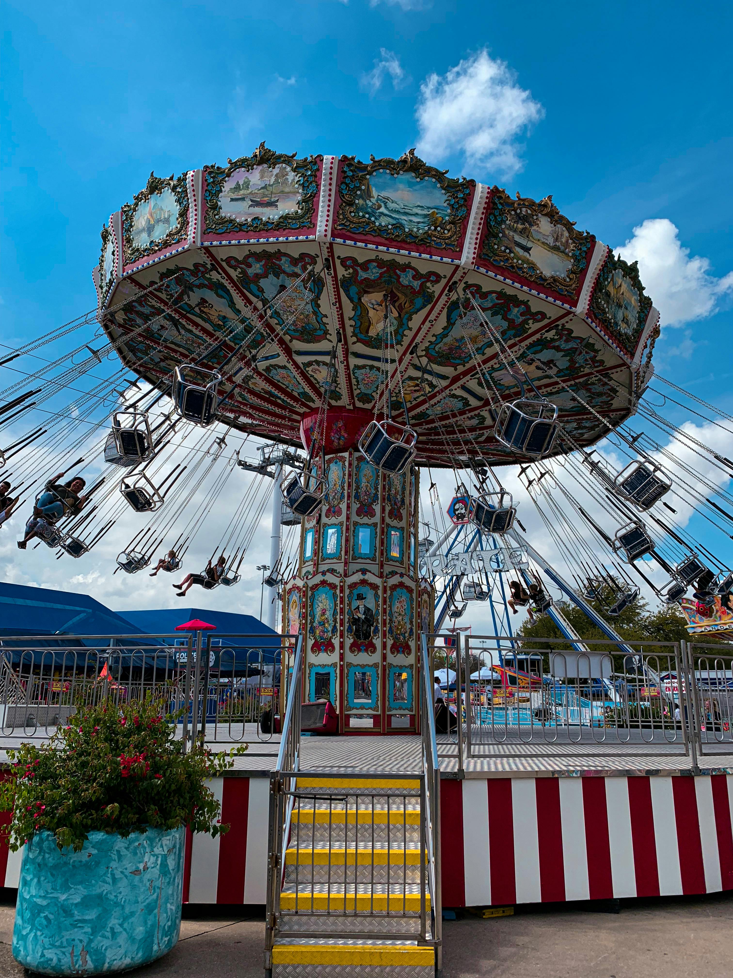 Grayscale Photo of a Carousel · Free Stock Photo