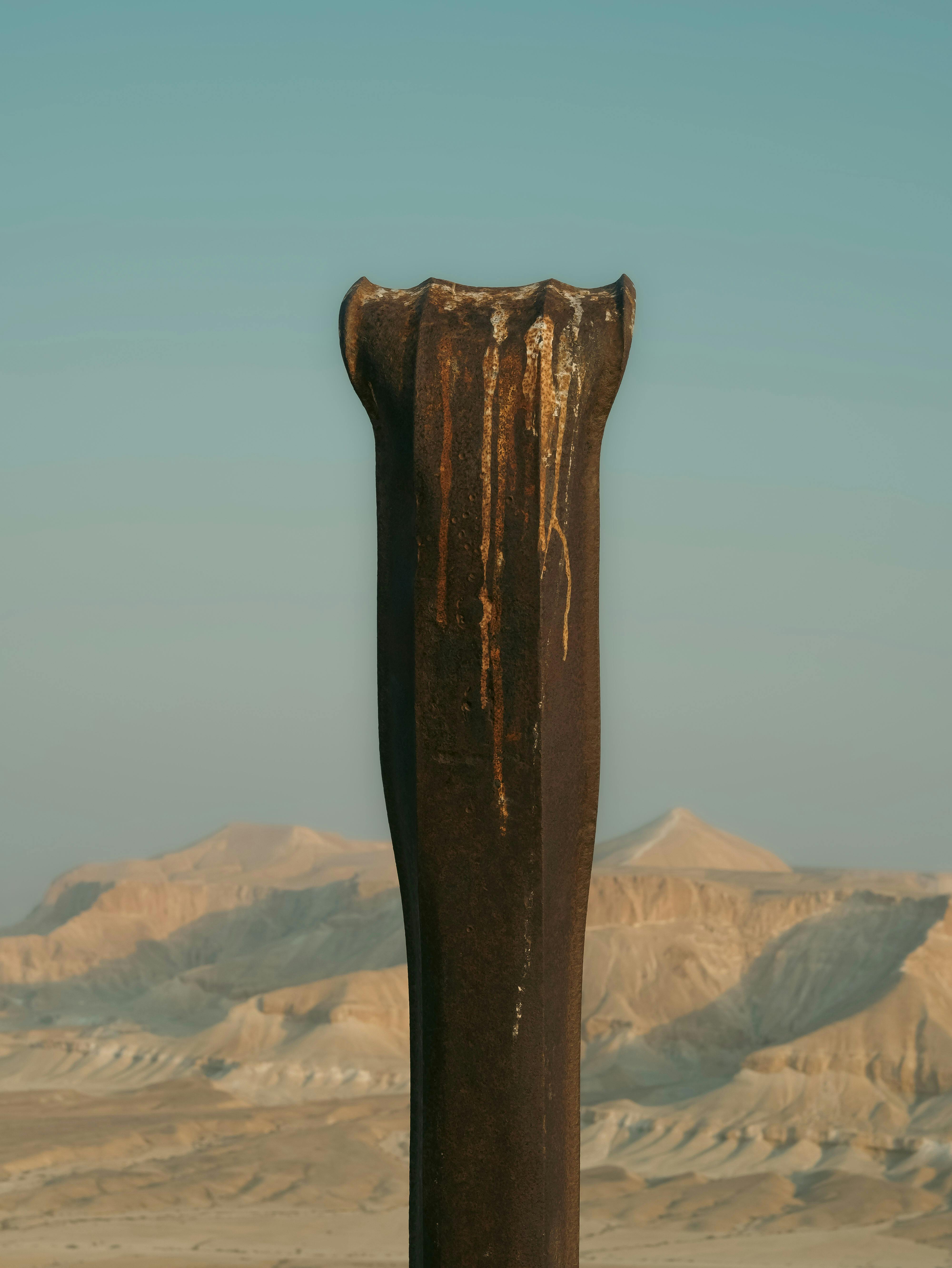 Stone Structure and Mountains in the Distance · Free Stock Photo