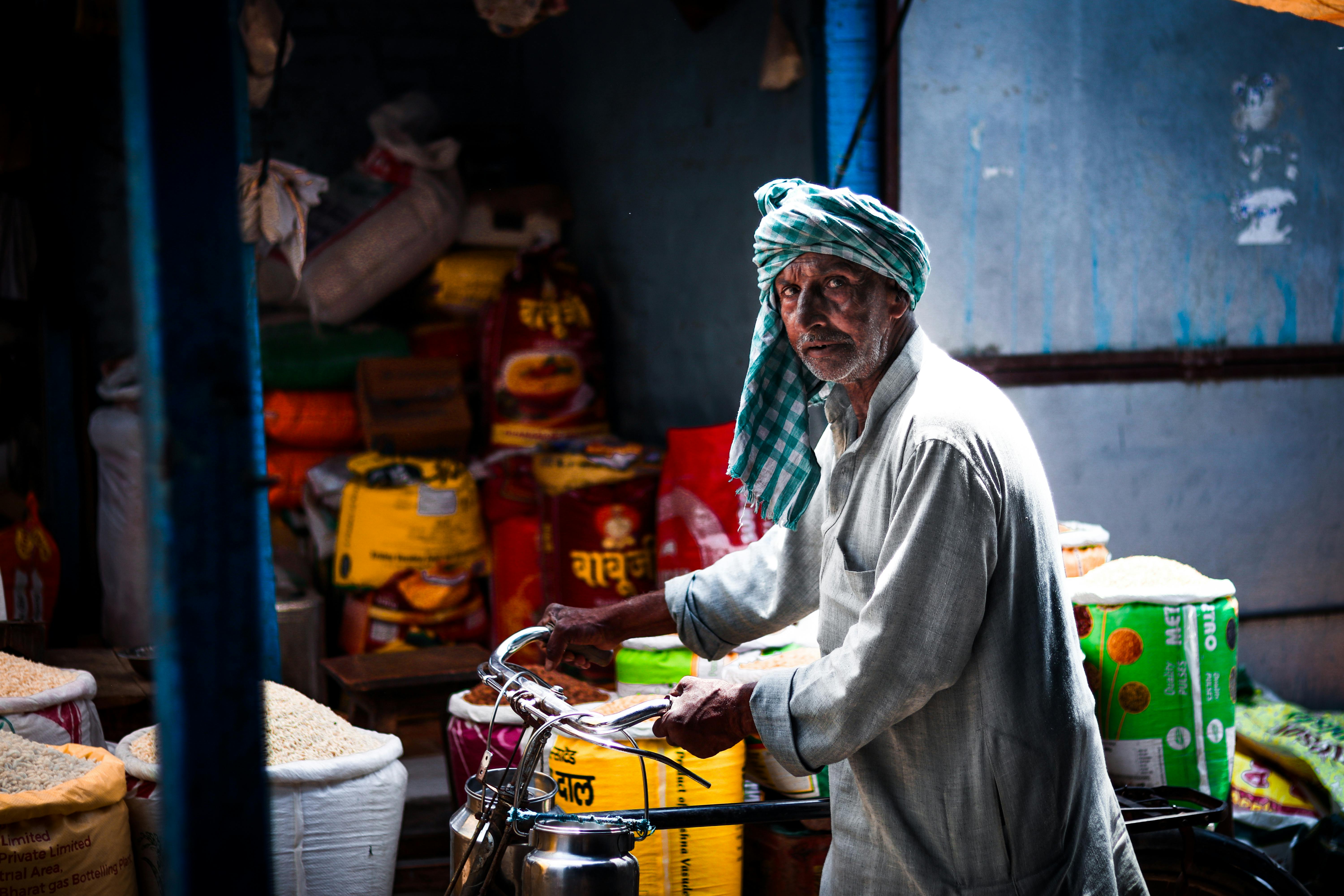Walking Face Photos, Download The BEST Free Walking Face Stock Photos ...