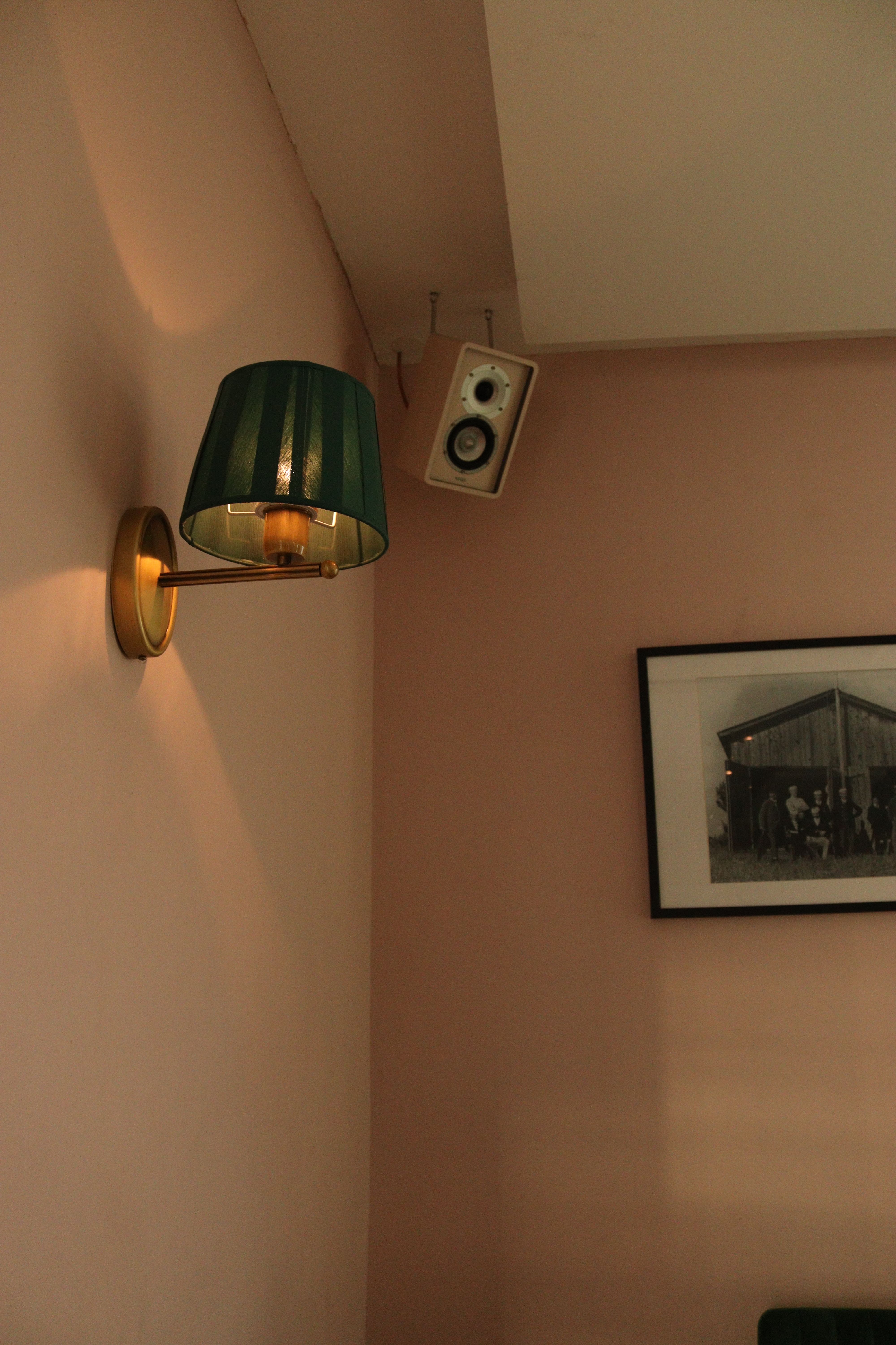 Lamp and a Frame on the Wall · Free Stock Photo