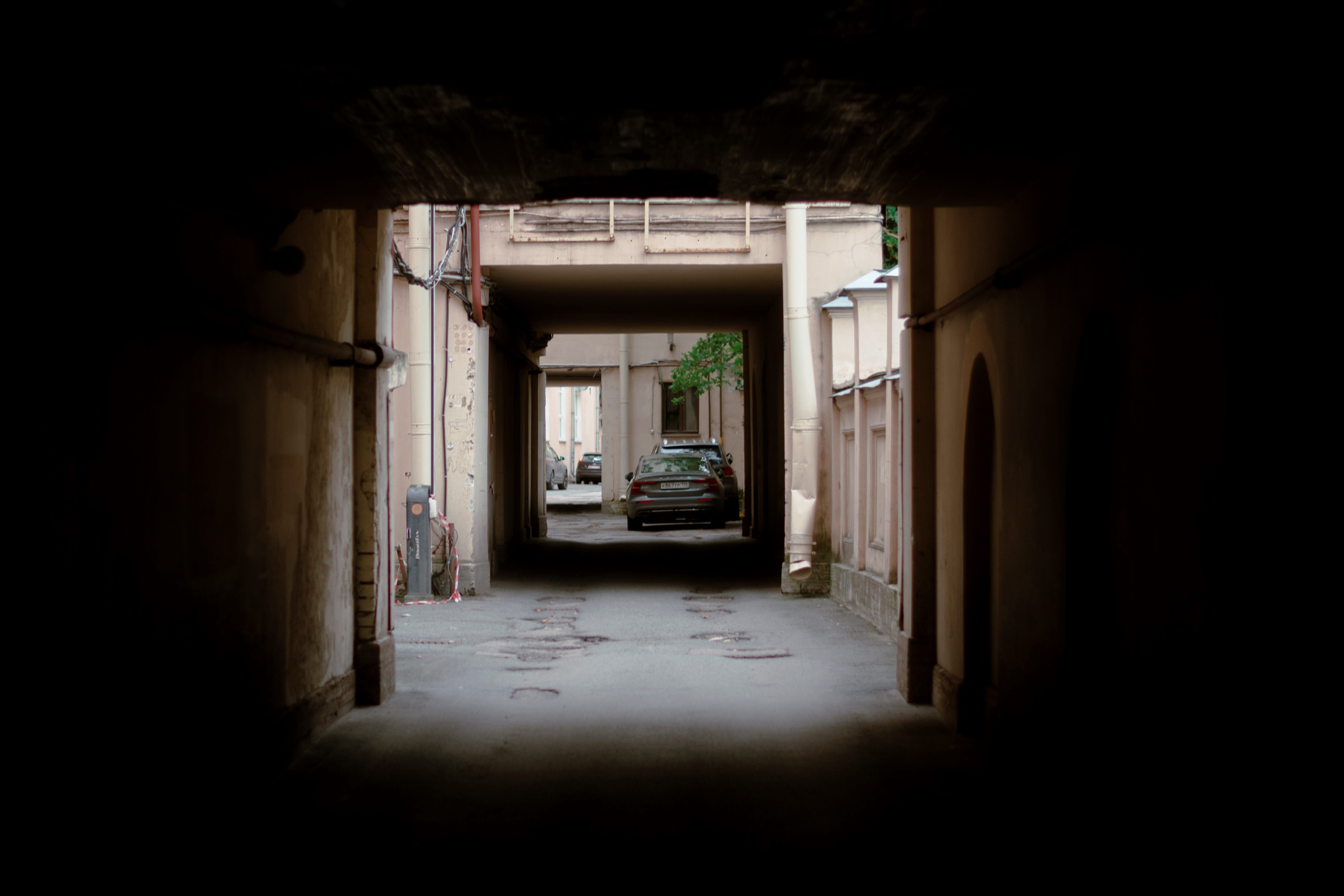 Side Urban Street · Free Stock Photo