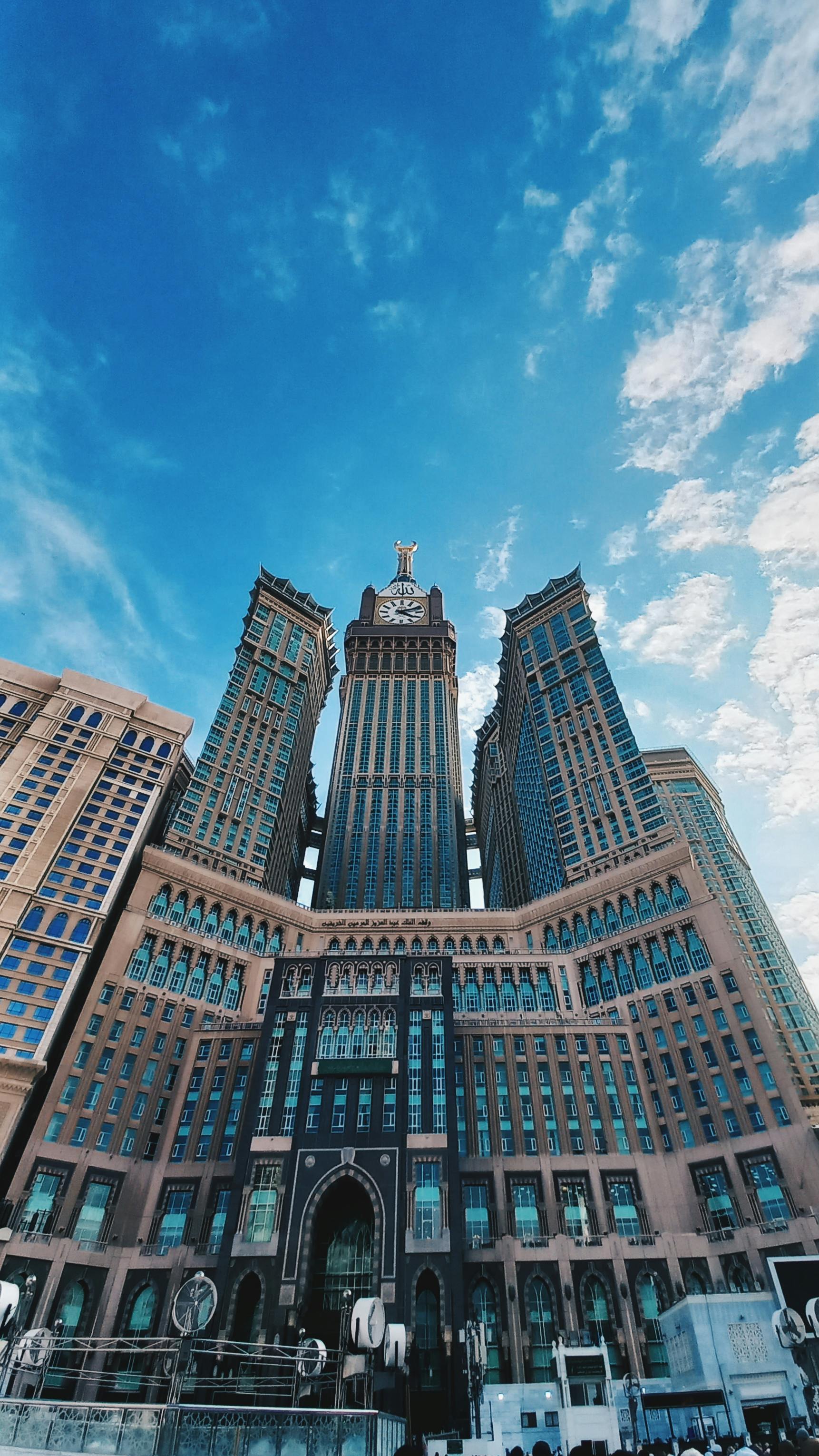 Skyscraper in Mecca · Free Stock Photo