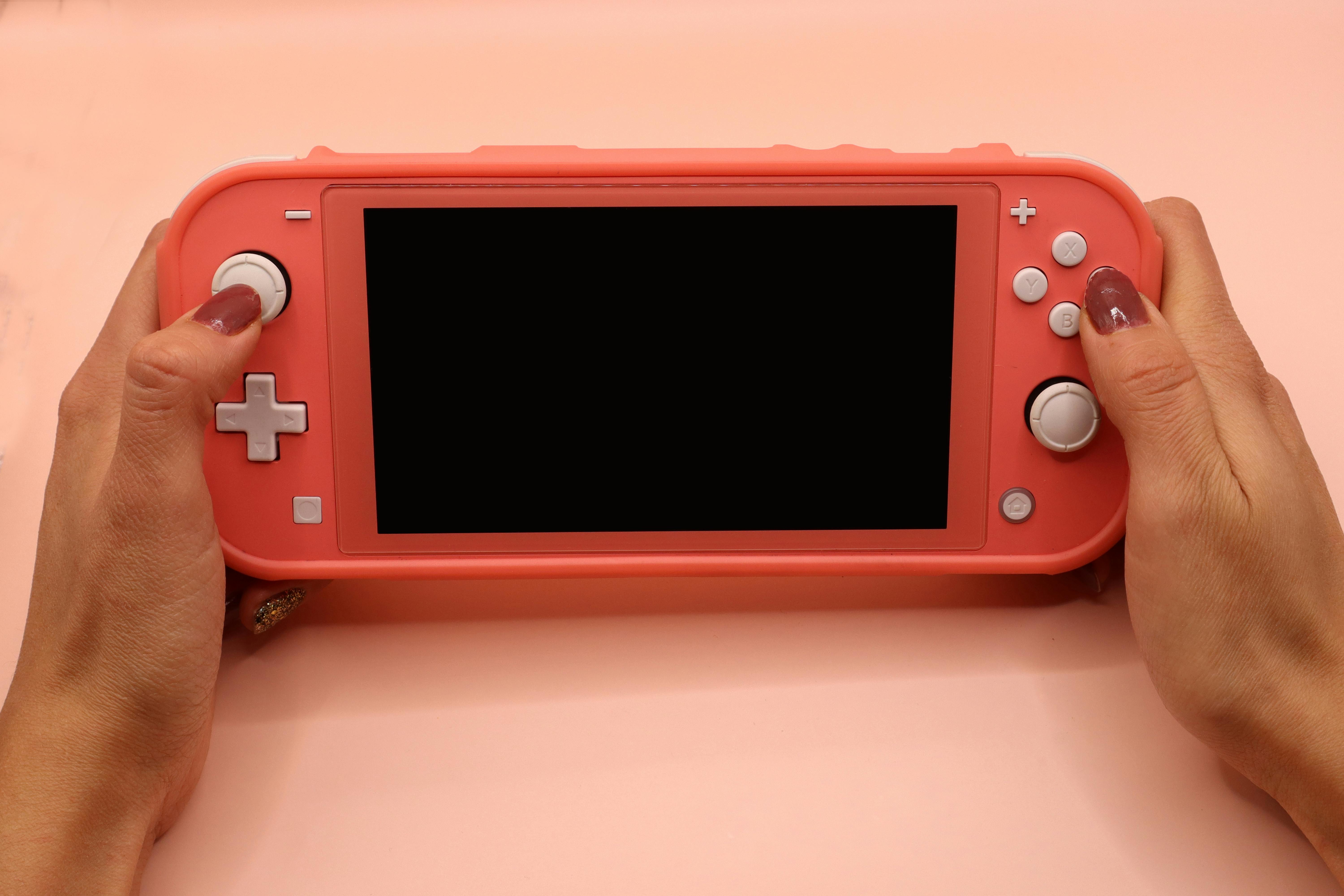 Pink Nintendo 3ds · Free Stock Photo