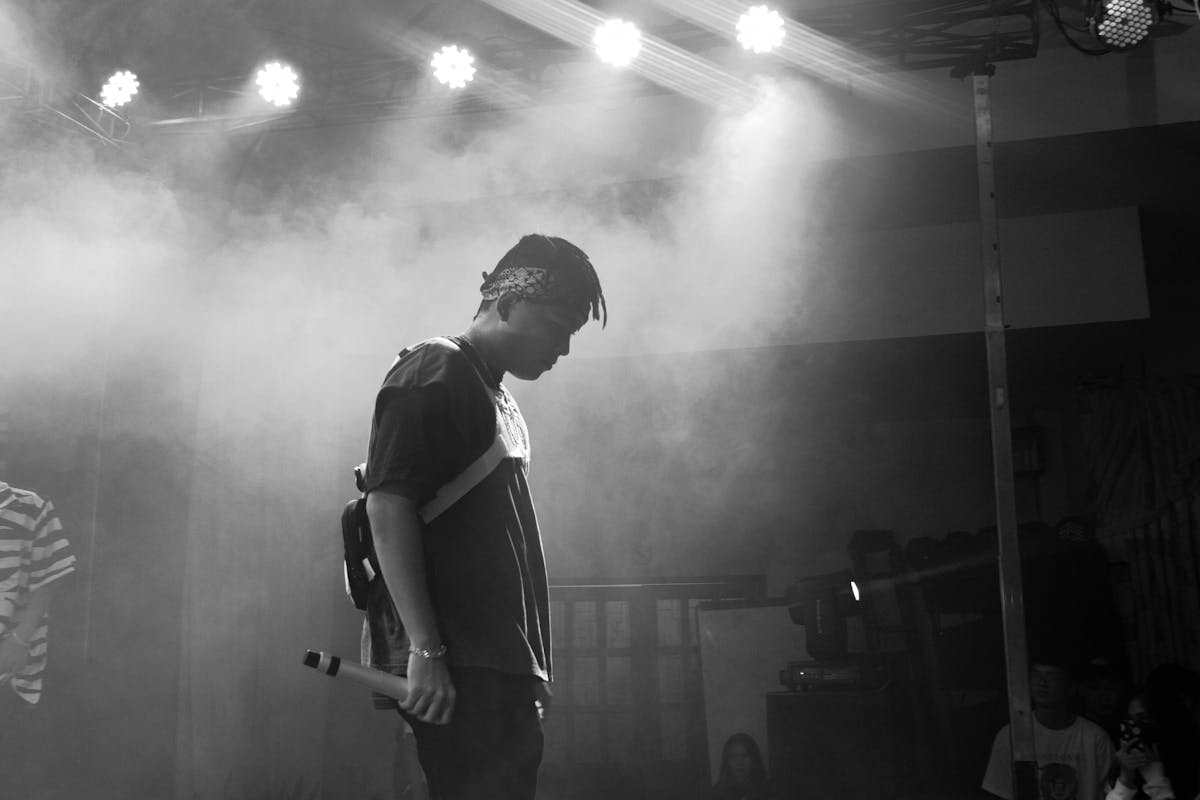 Rapper Photos, Download The BEST Free Rapper Stock Photos & HD Images