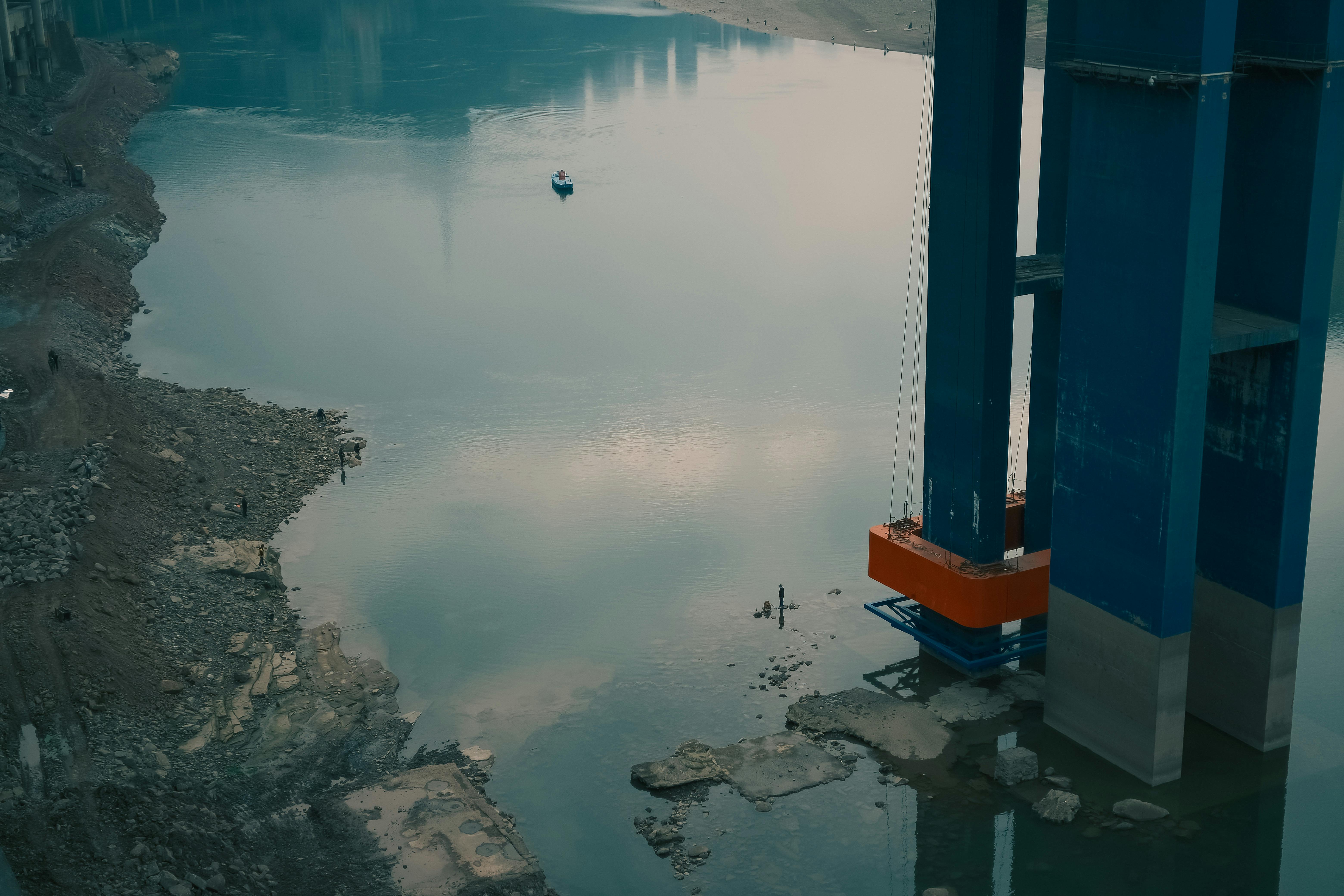 Lake Underneath Bridge · Free Stock Photo