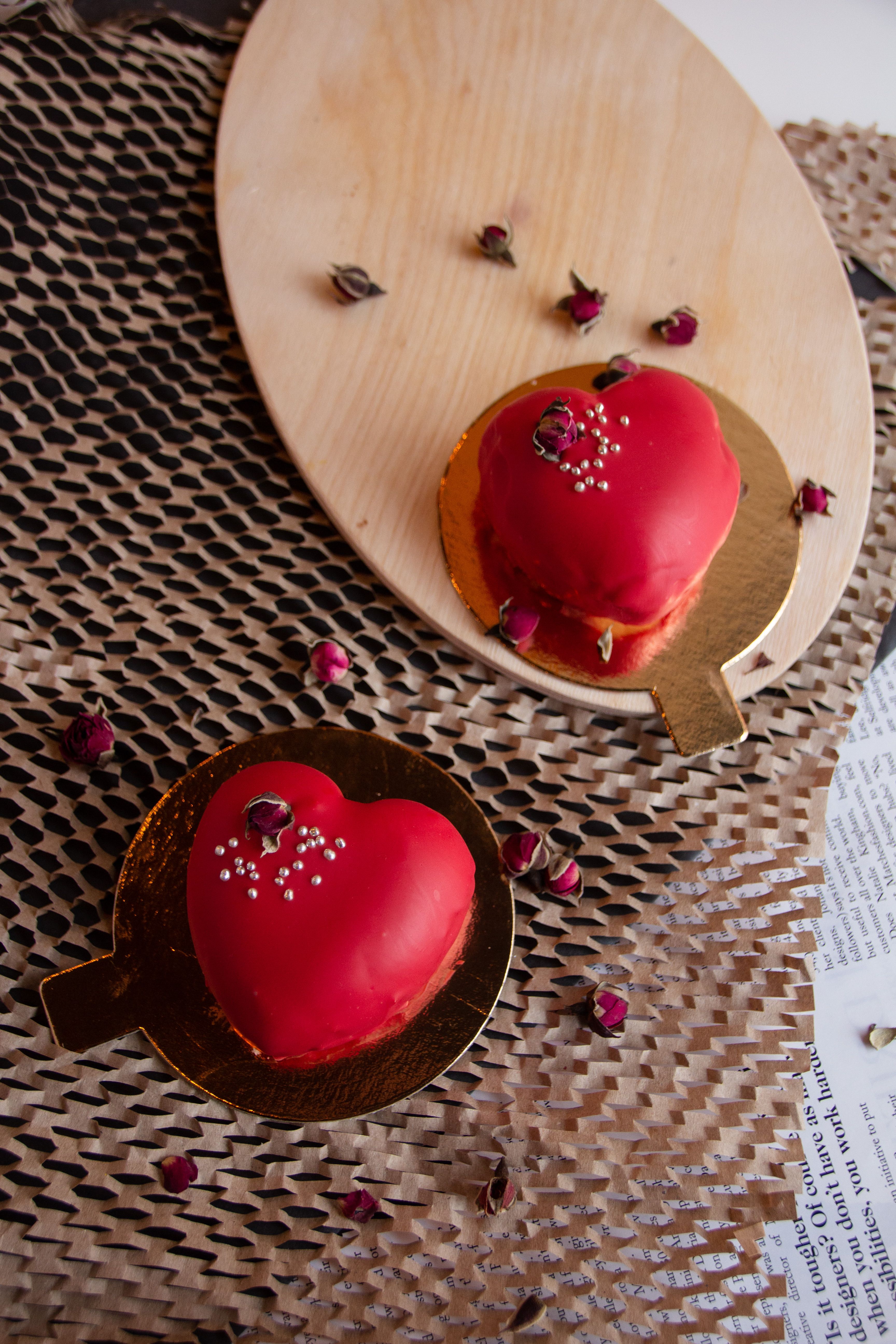 Sweet Cakes in Red Coating on Table · Free Stock Photo