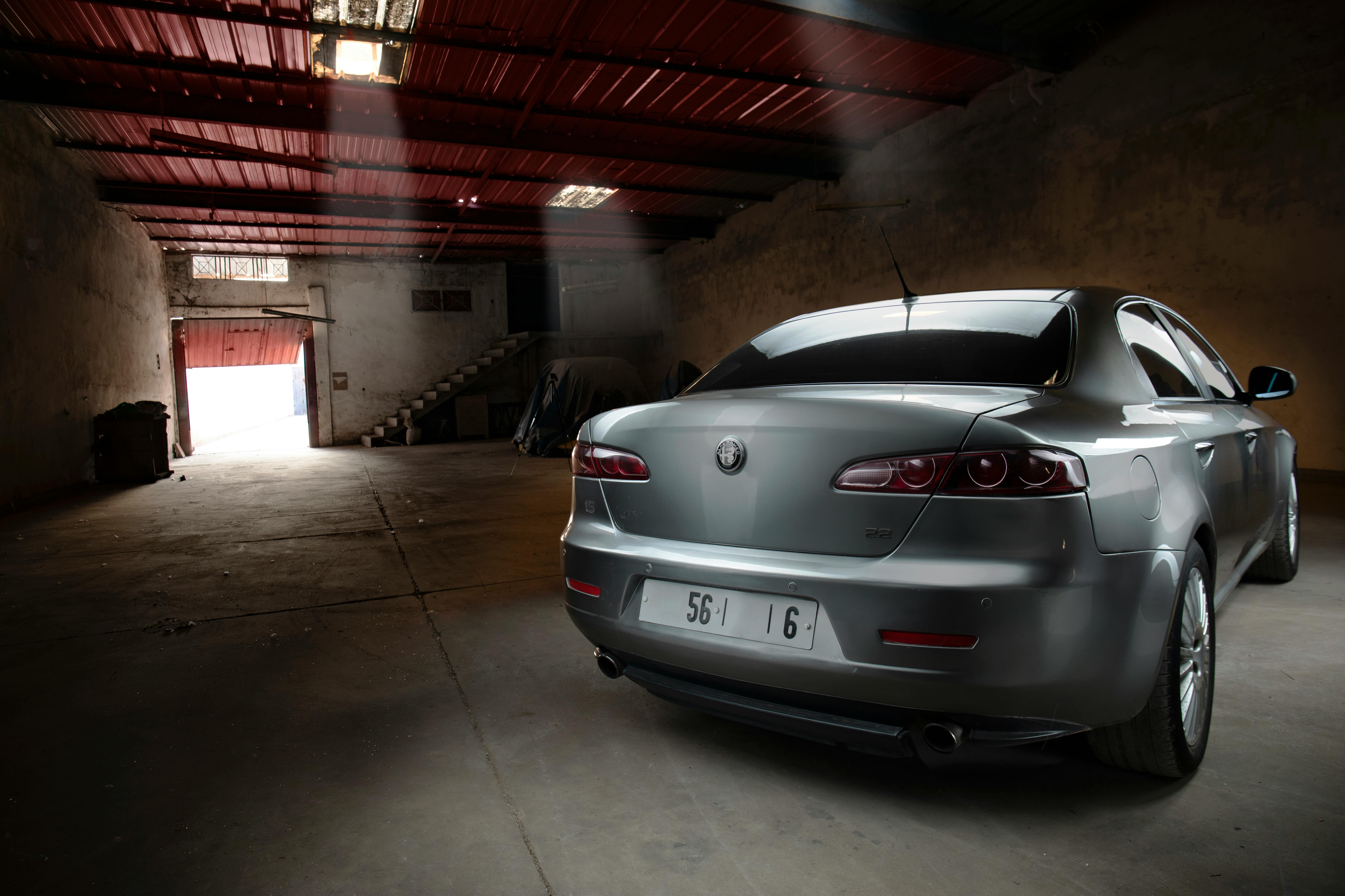 Car Garage Photos, Download The BEST Free Car Garage Stock Photos & HD ...