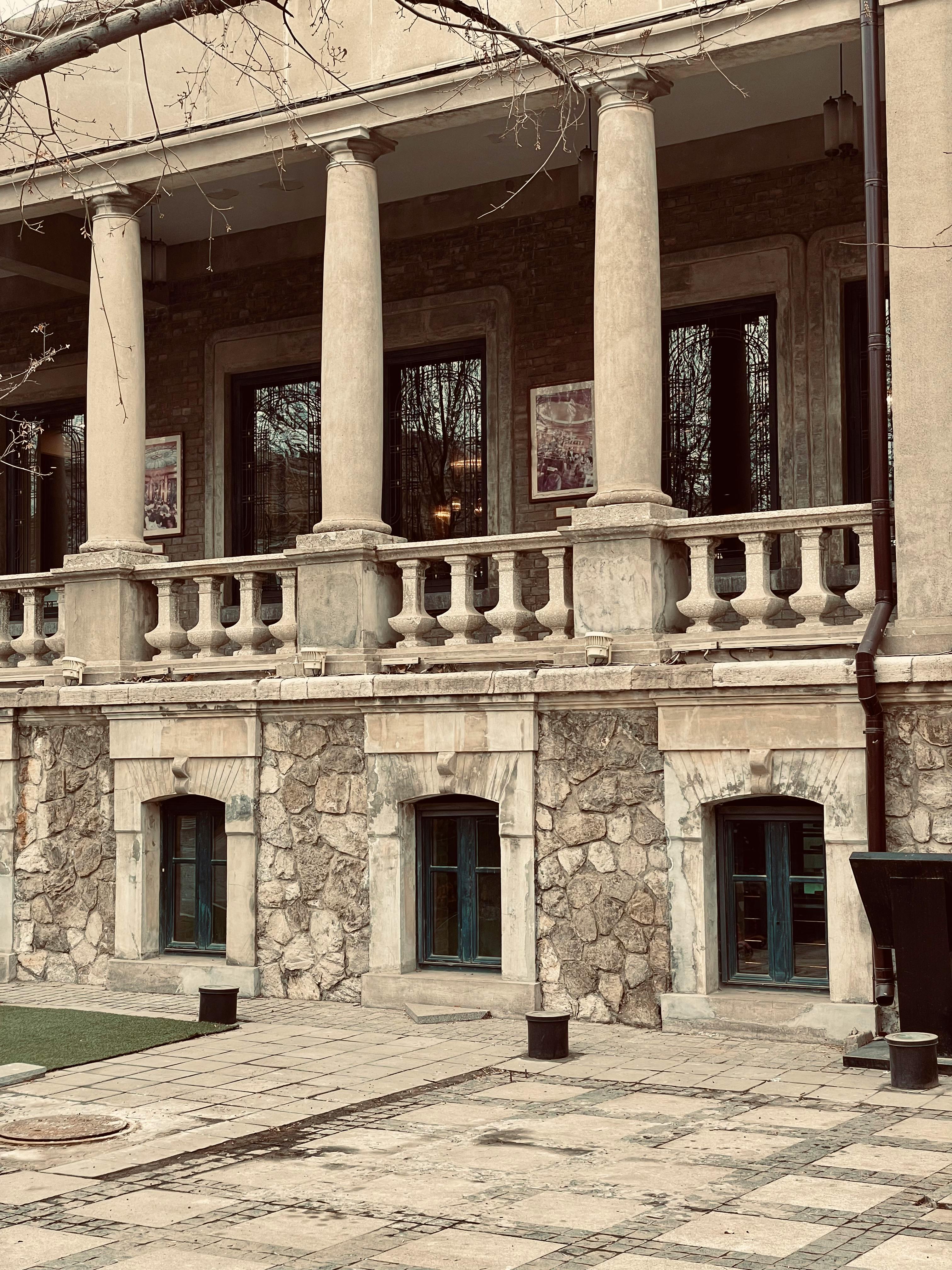 Building with Columns on Terrace · Free Stock Photo