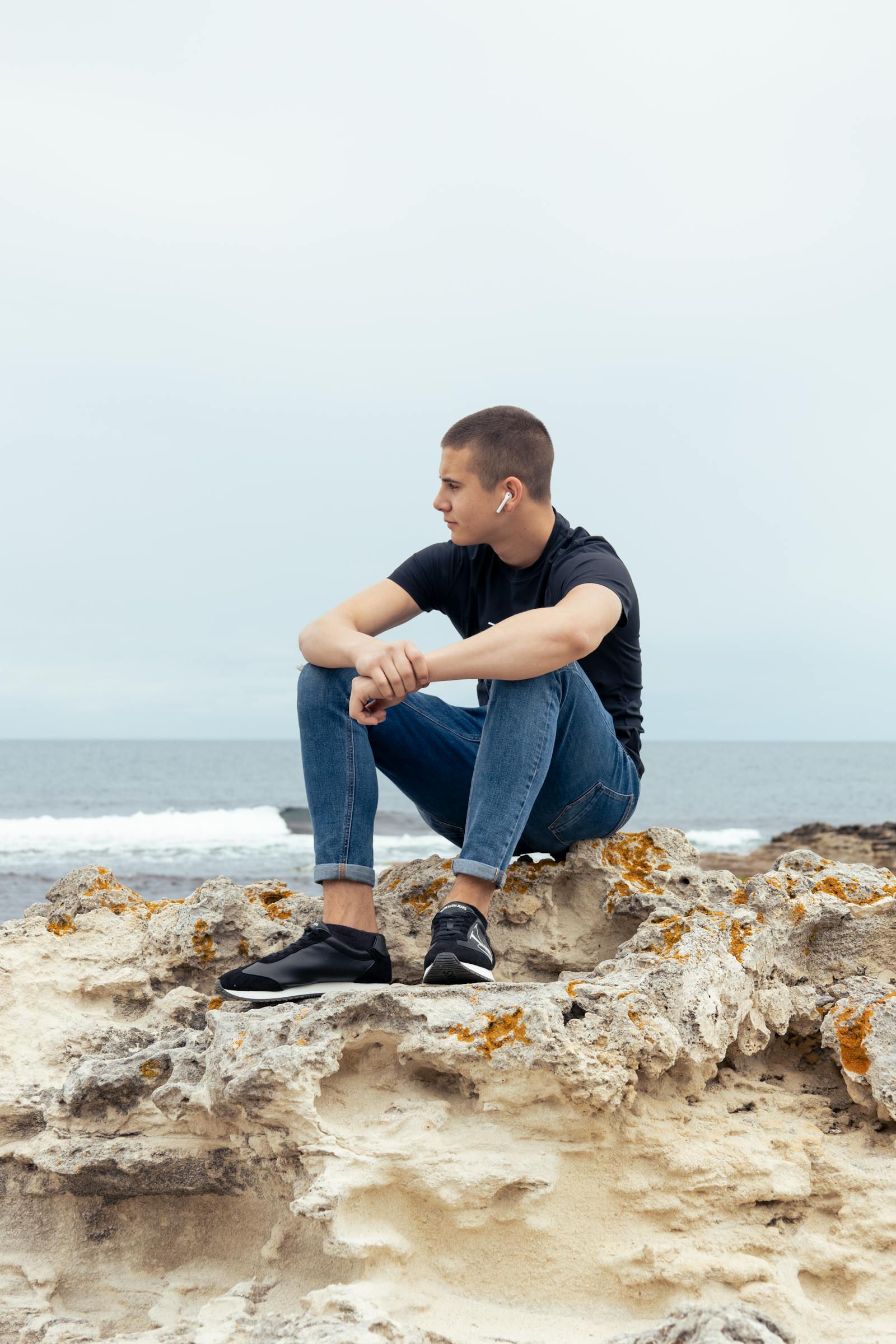 Person Taking A Picture Photos, Download The BEST Free Person Taking A ...