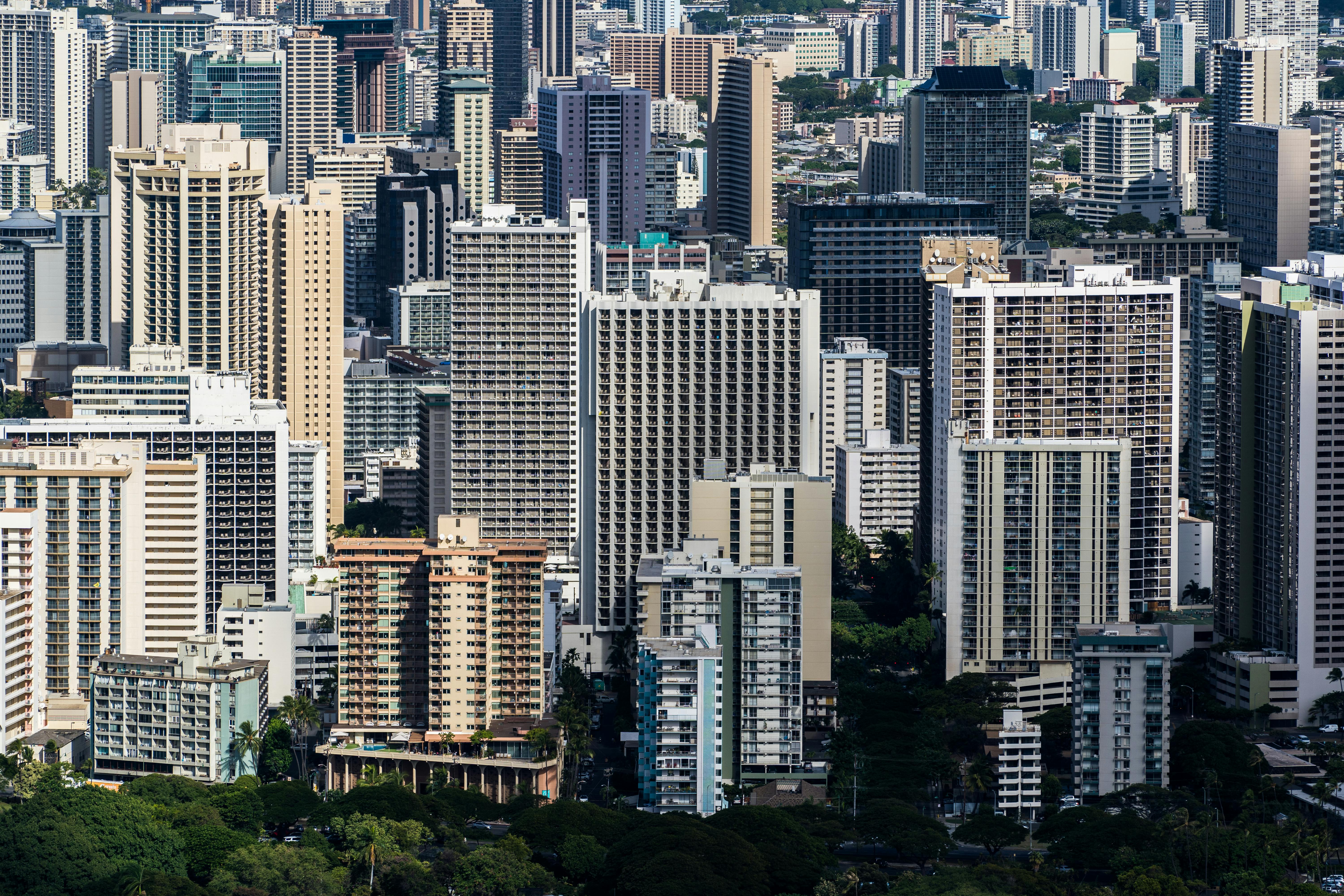 A view of the city from above with tall buildings · Free Stock Photo