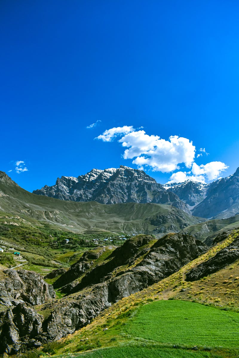 Valleys Photos, Download The BEST Free Valleys Stock Photos & HD Images