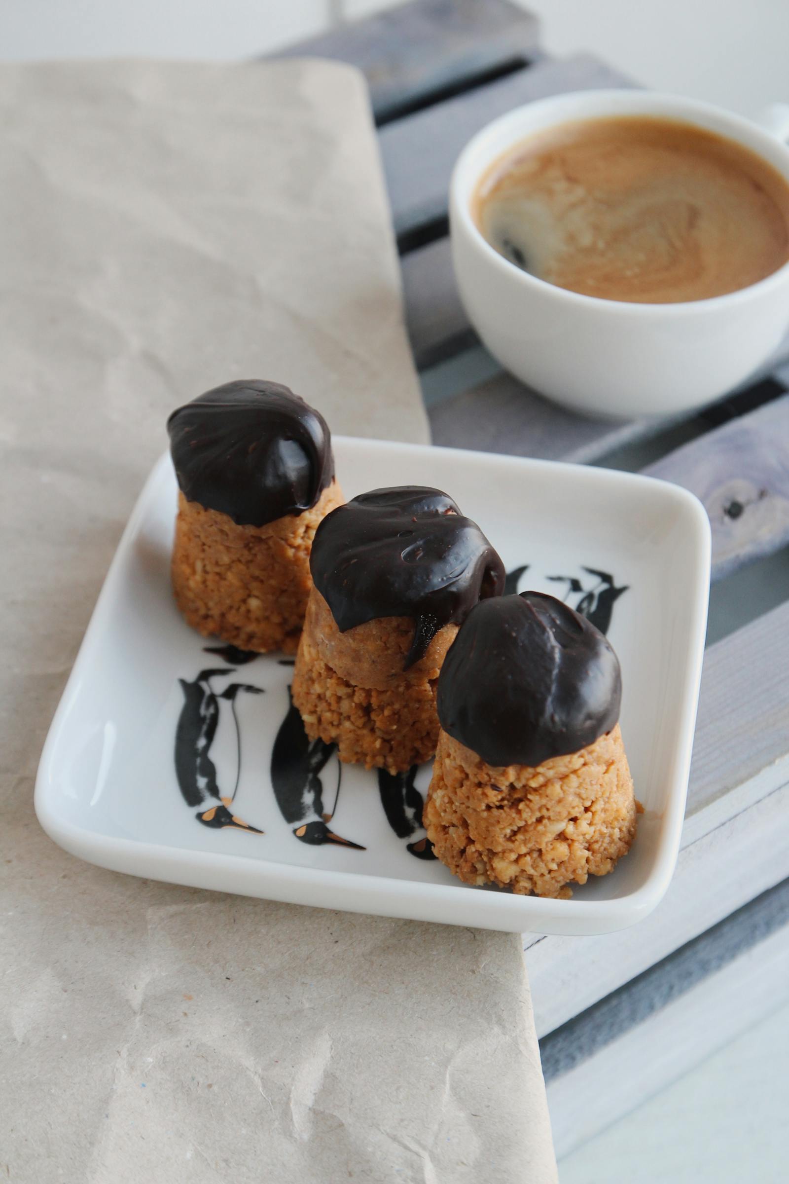 Chocolate Circular Photos, Download The BEST Free Chocolate Circular ...