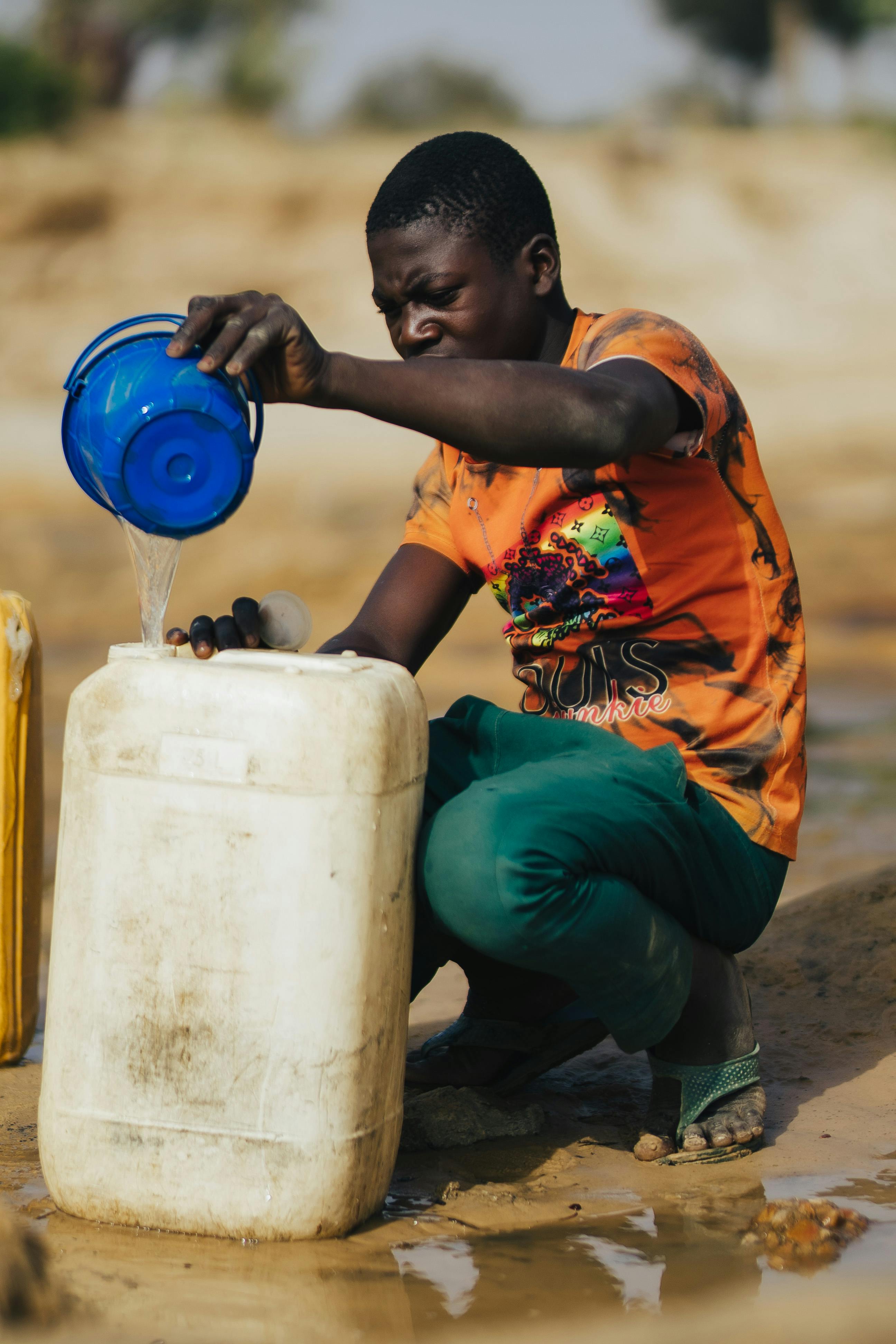 Chicken Bucket Photos, Download The BEST Free Chicken Bucket Stock ...