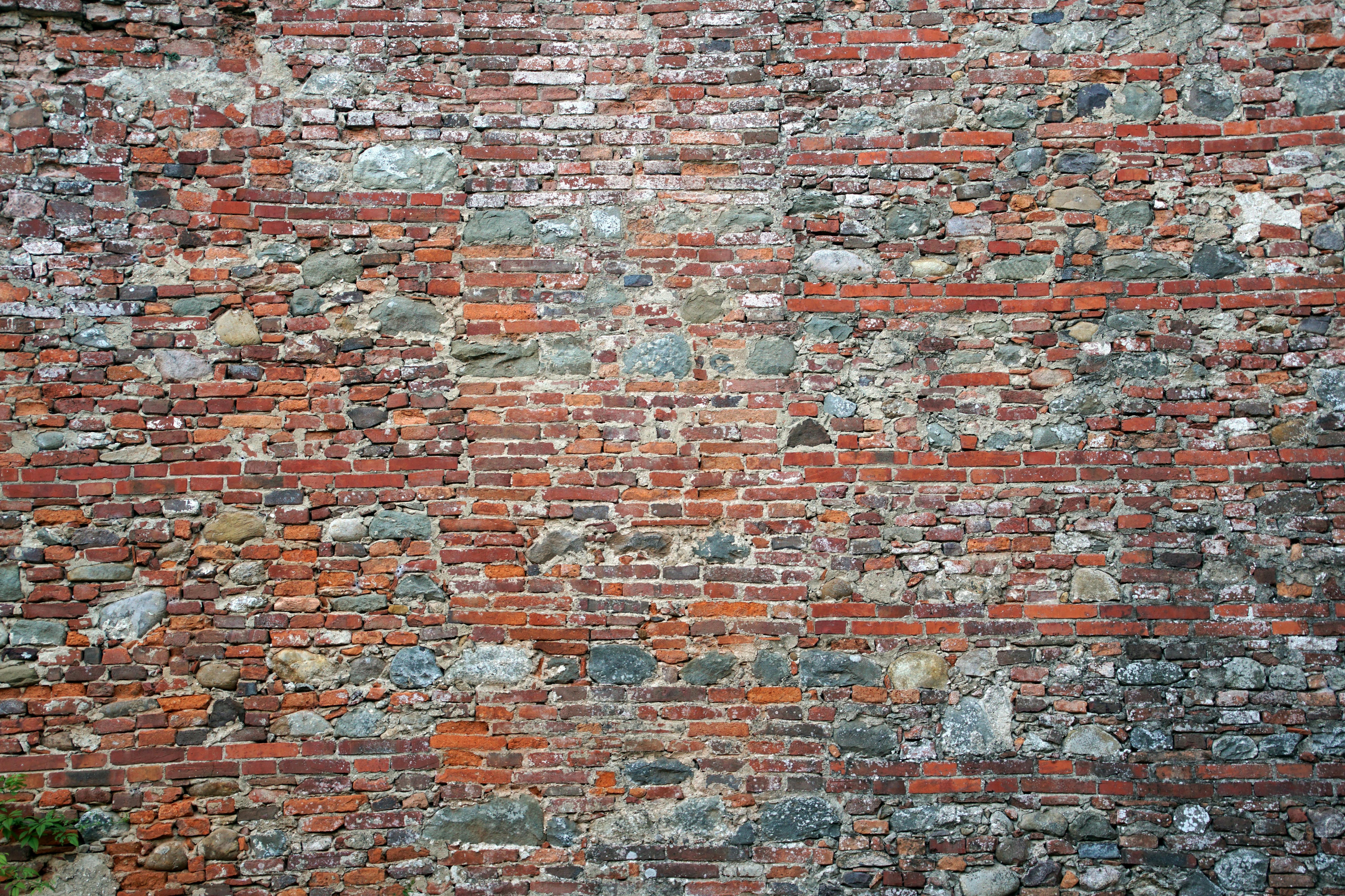 Wall with Bricks and Stones · Free Stock Photo