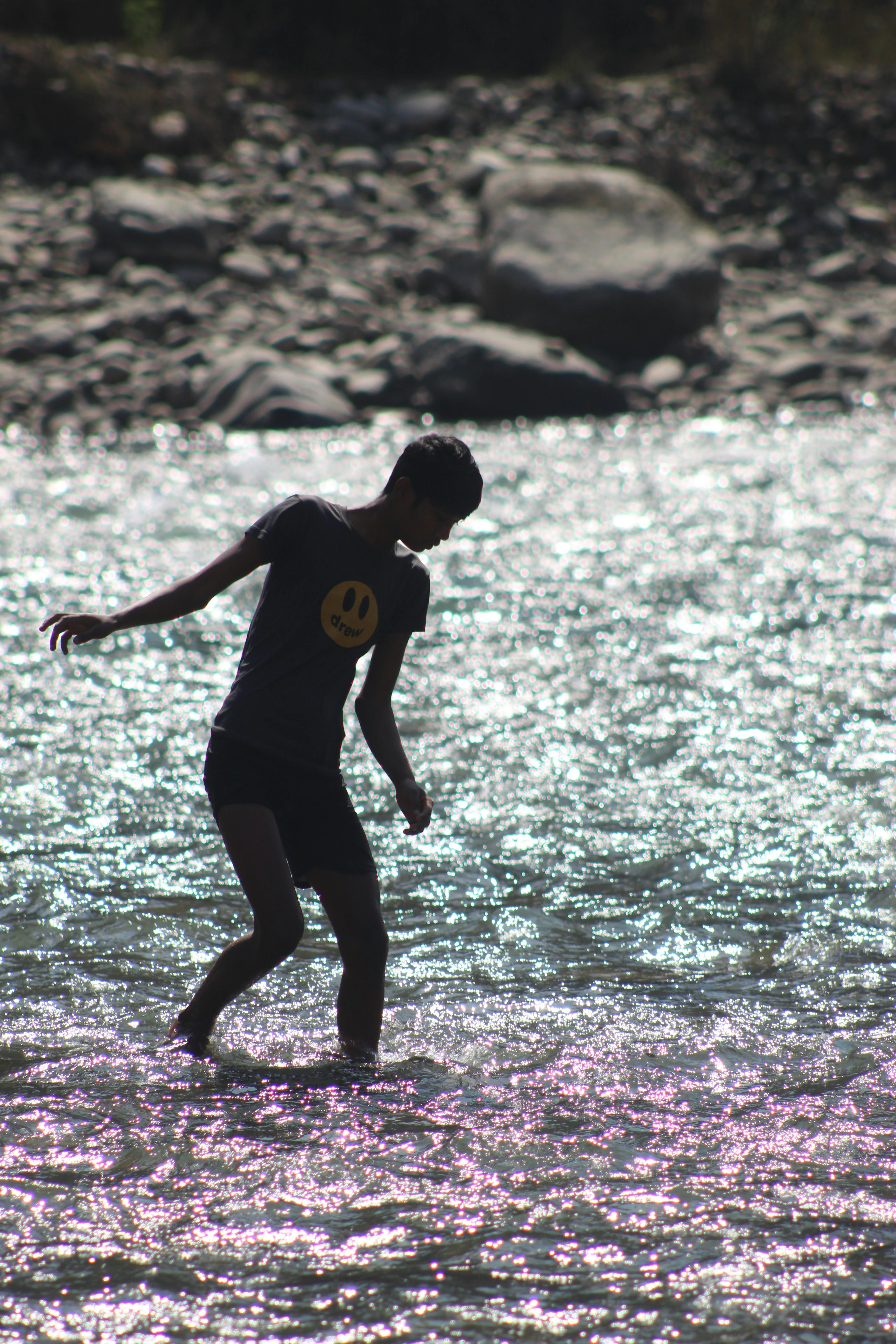 Boy in Sea · Free Stock Photo
