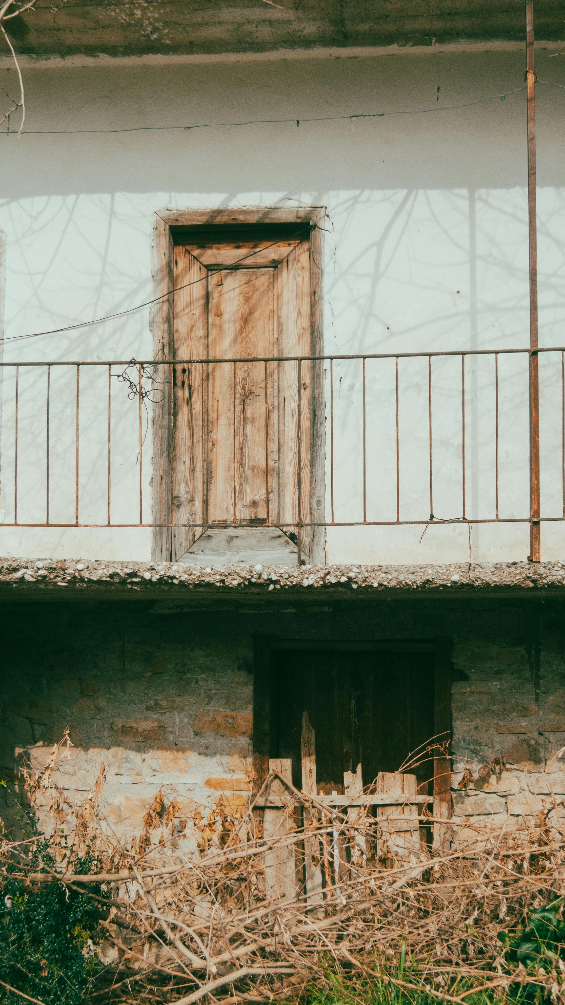 Old Watchpost Photos, Download The BEST Free Old Watchpost Stock Photos ...