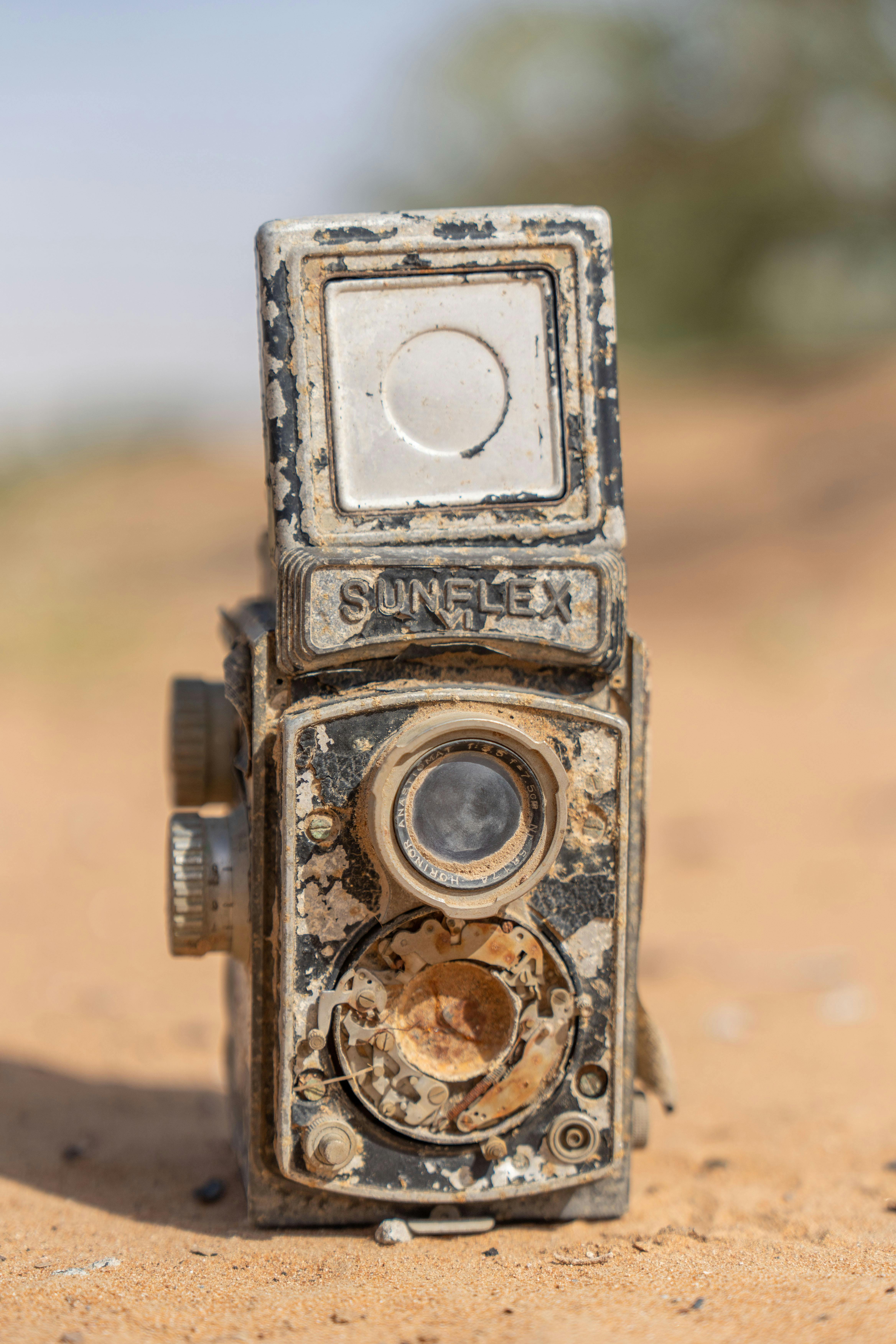 Rusty Old Camera of Sunflex · Free Stock Photo