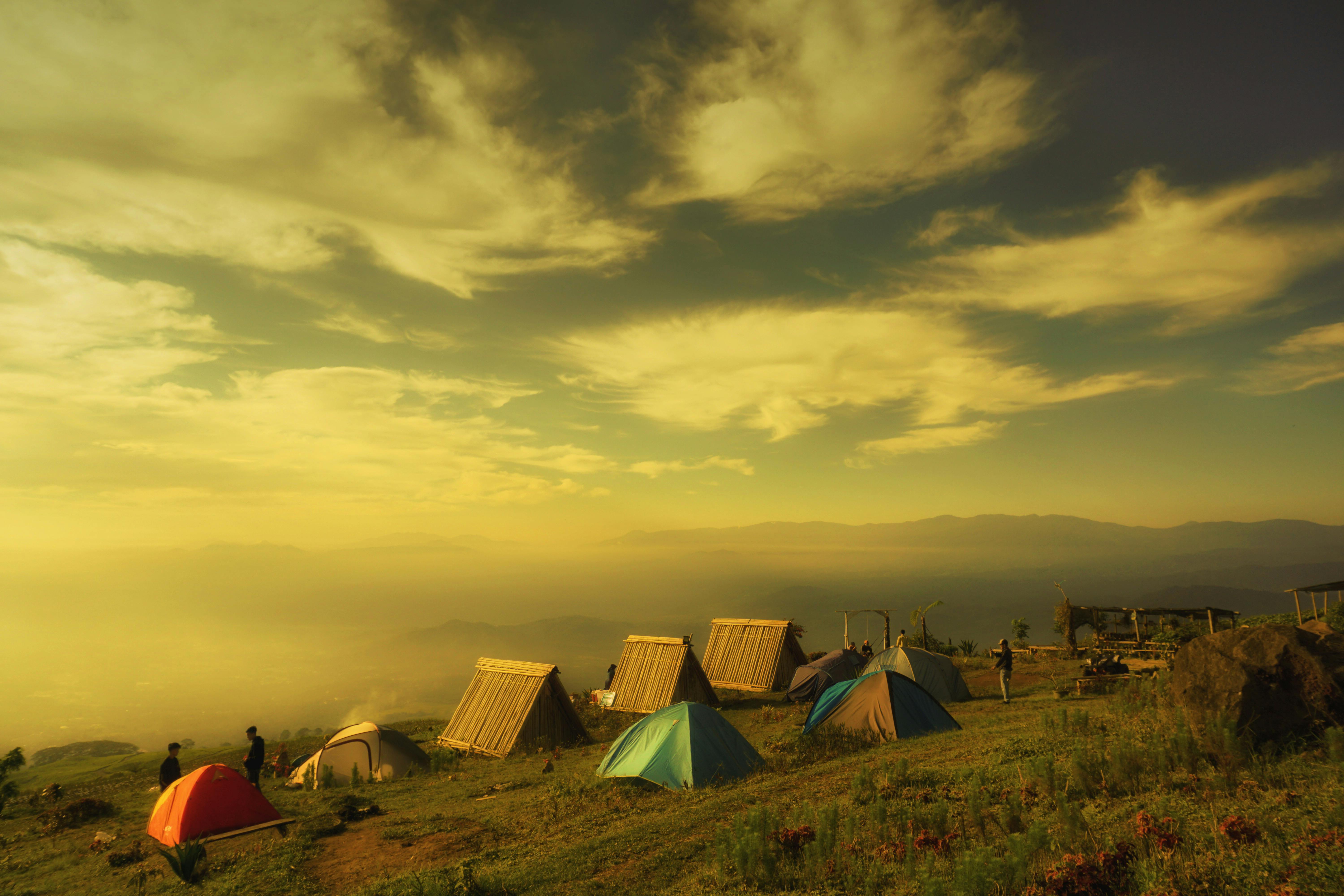 Tents in Mountains · Free Stock Photo