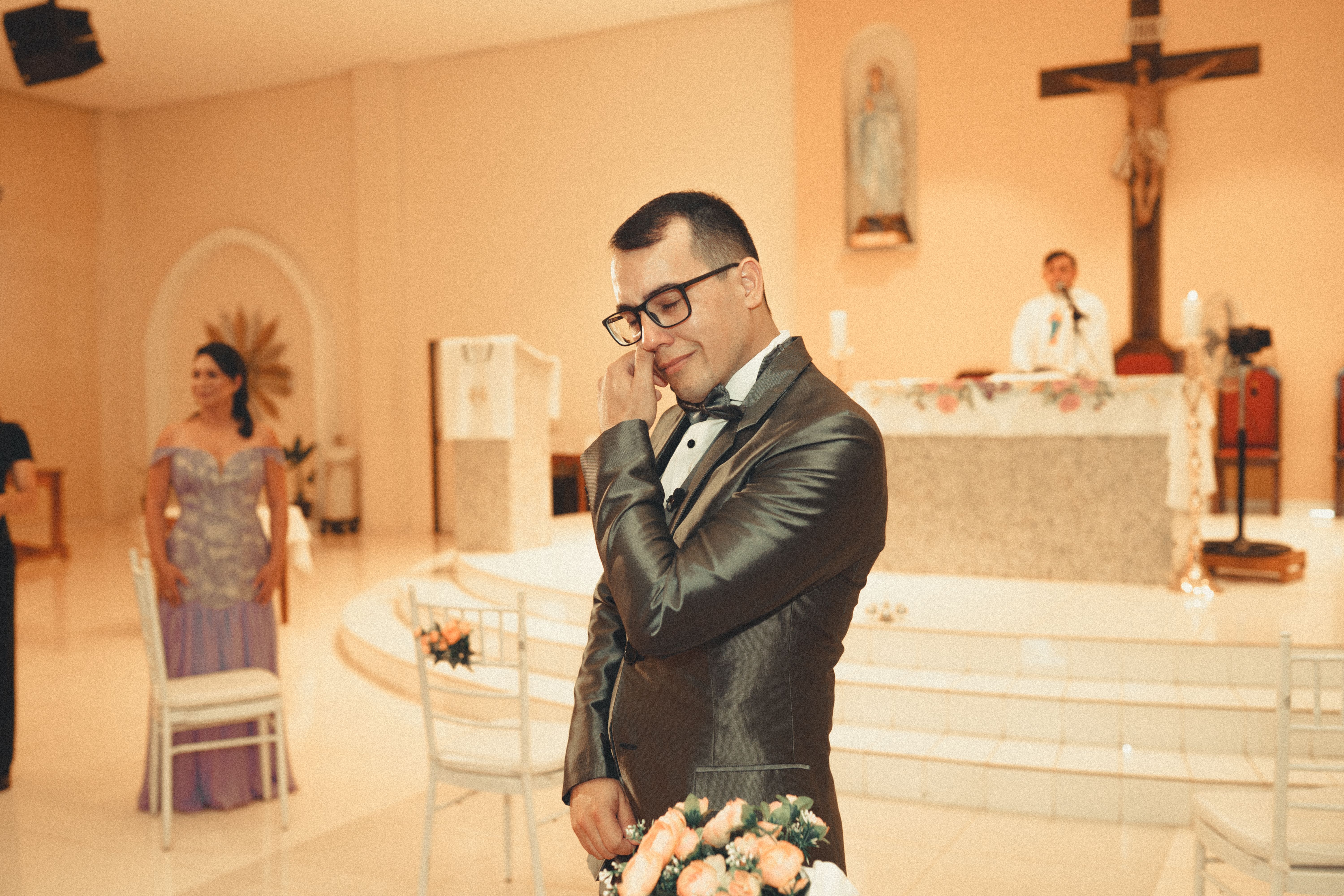 Bridegroom Waiting for the Bride at the Altar · Free Stock Photo