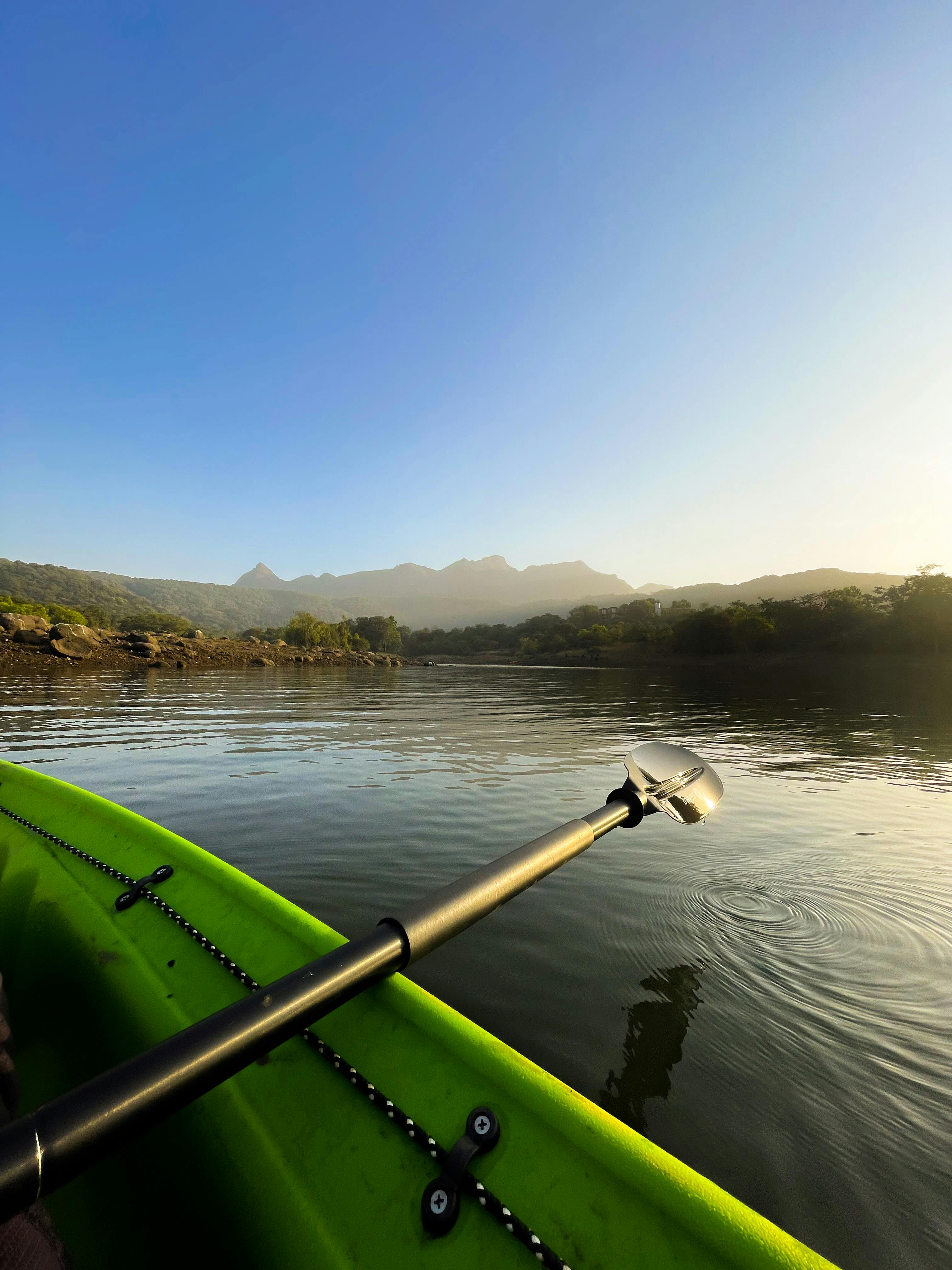 Rowboat on River · Free Stock Photo