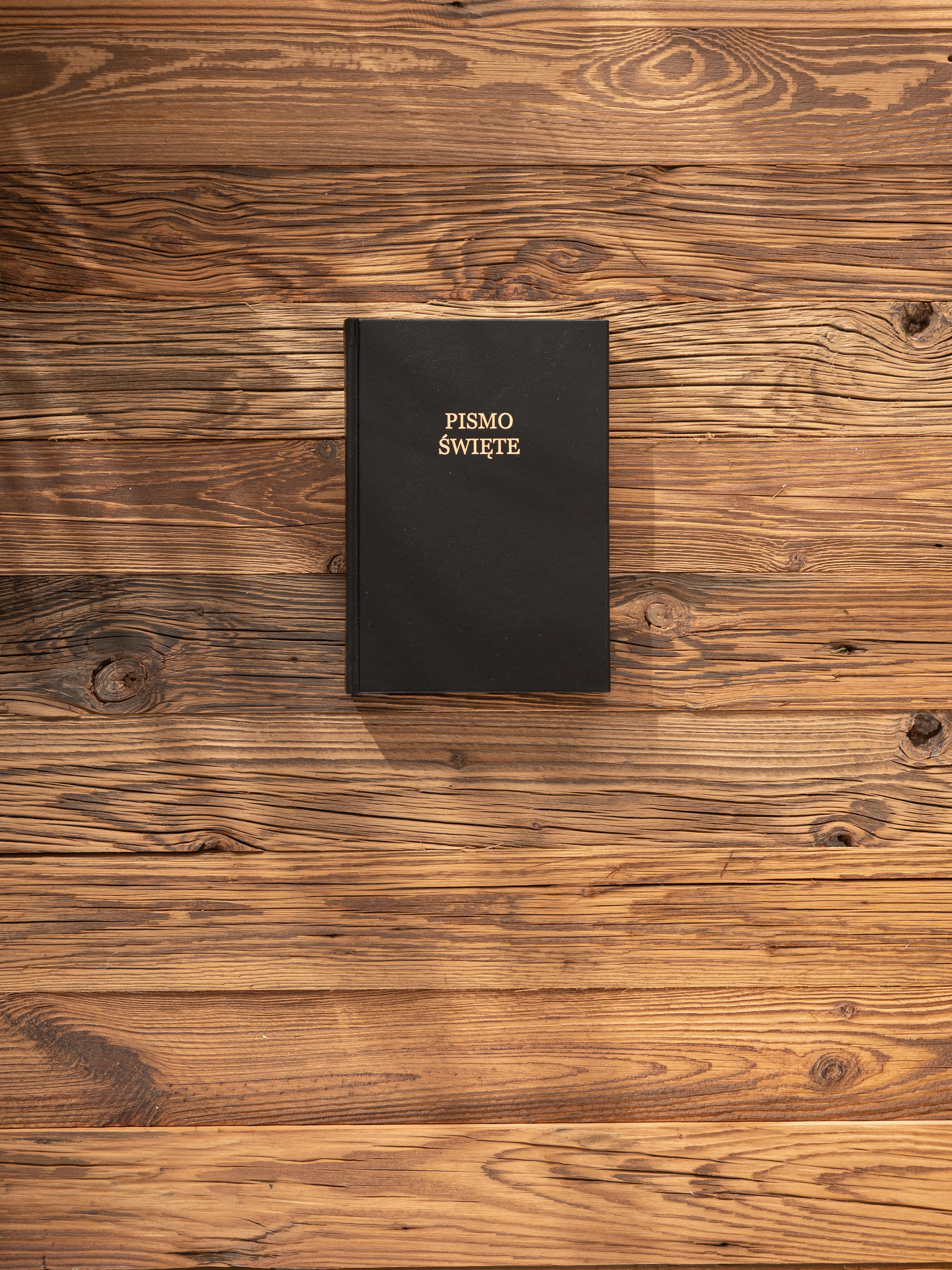 Bible Table Photos Photos, Download The BEST Free Bible Table Photos ...