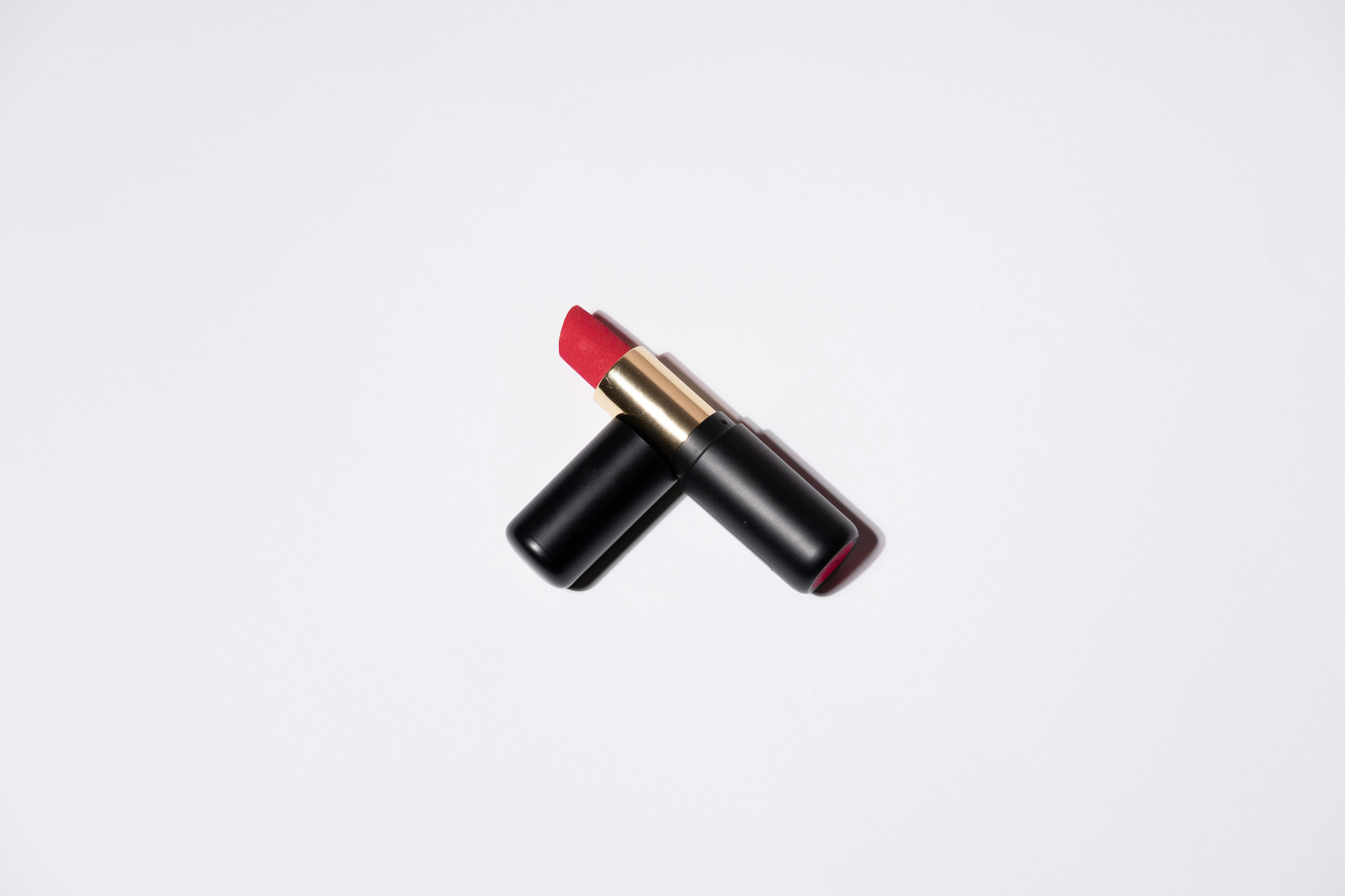 Red Lipstick · Free Stock Photo